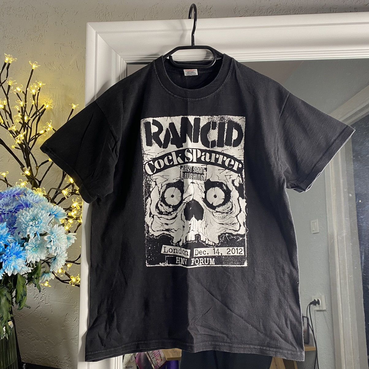 Vintage VINTAGE 00s RANCID PUNK ROCK BAND SKULL TOUR T SHIRT | Grailed
