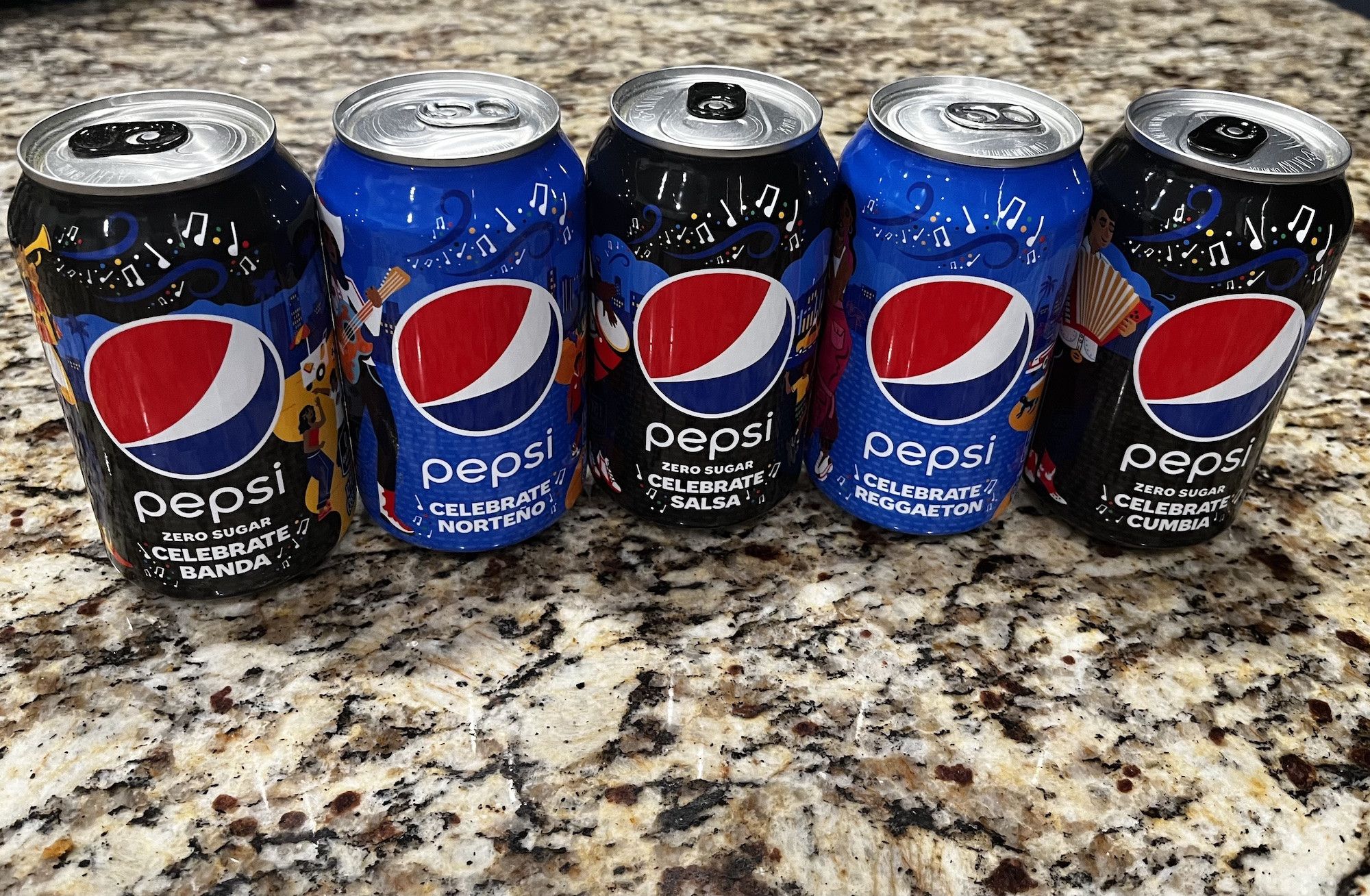 Pepsi Pepsi Muevelo Con Pepsi LIMITED EDITION 5 Cans Complete Set | Grailed