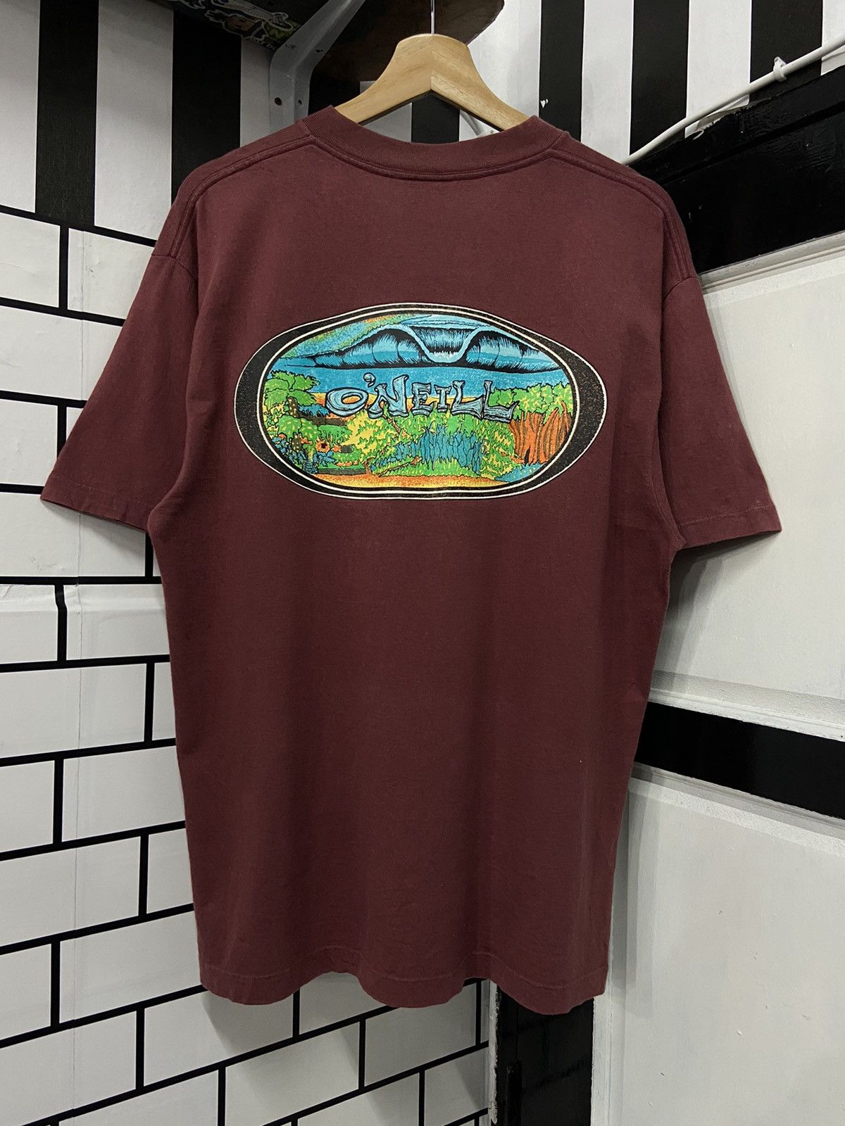 O'Neill × Vintage Vintage 90’s Oneill Art Back Hint Tshirt | Grailed
