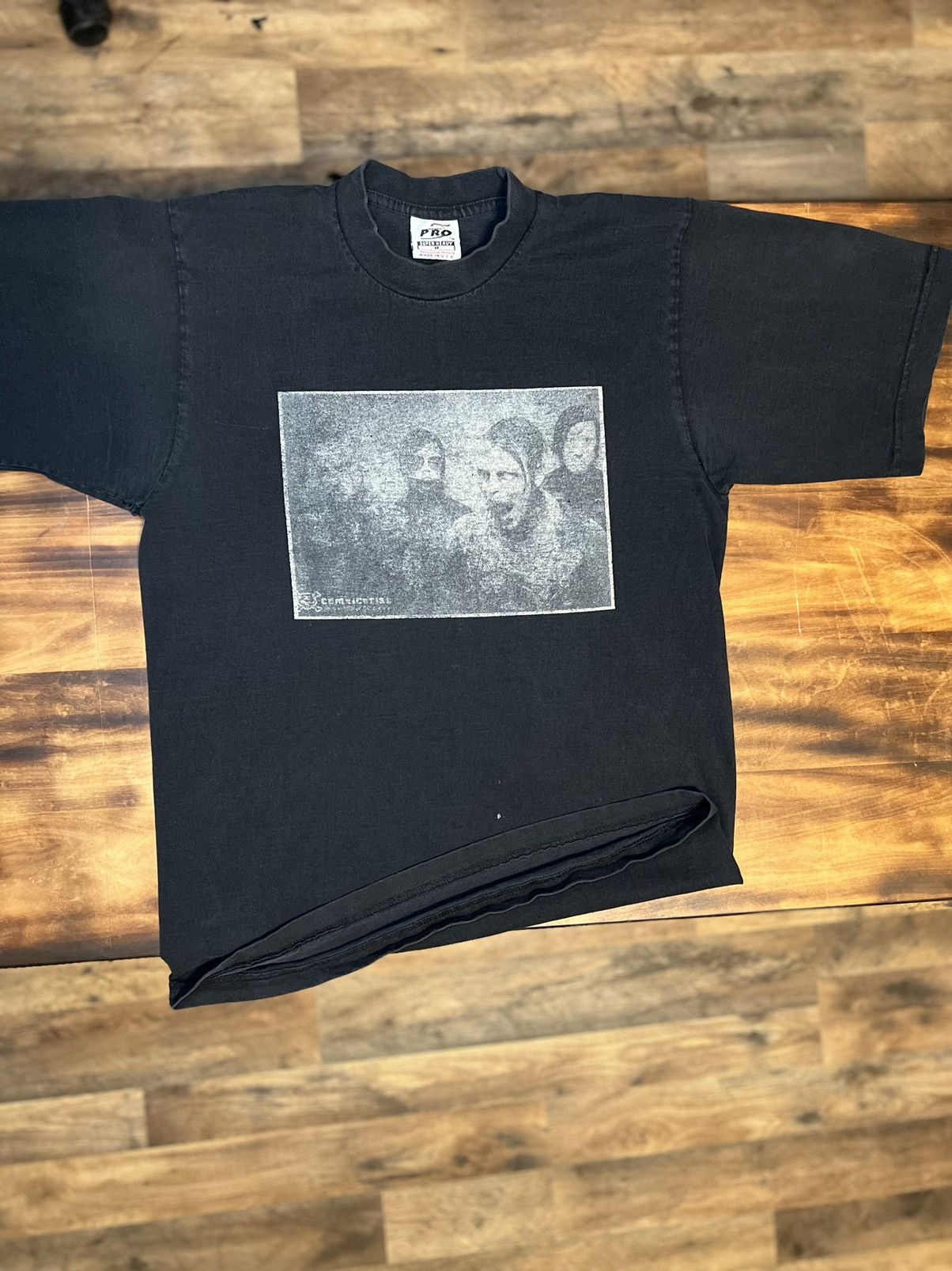Band Tees × Vintage Vintage 2000s Faded Thrashed Stains Band Tee | Grailed