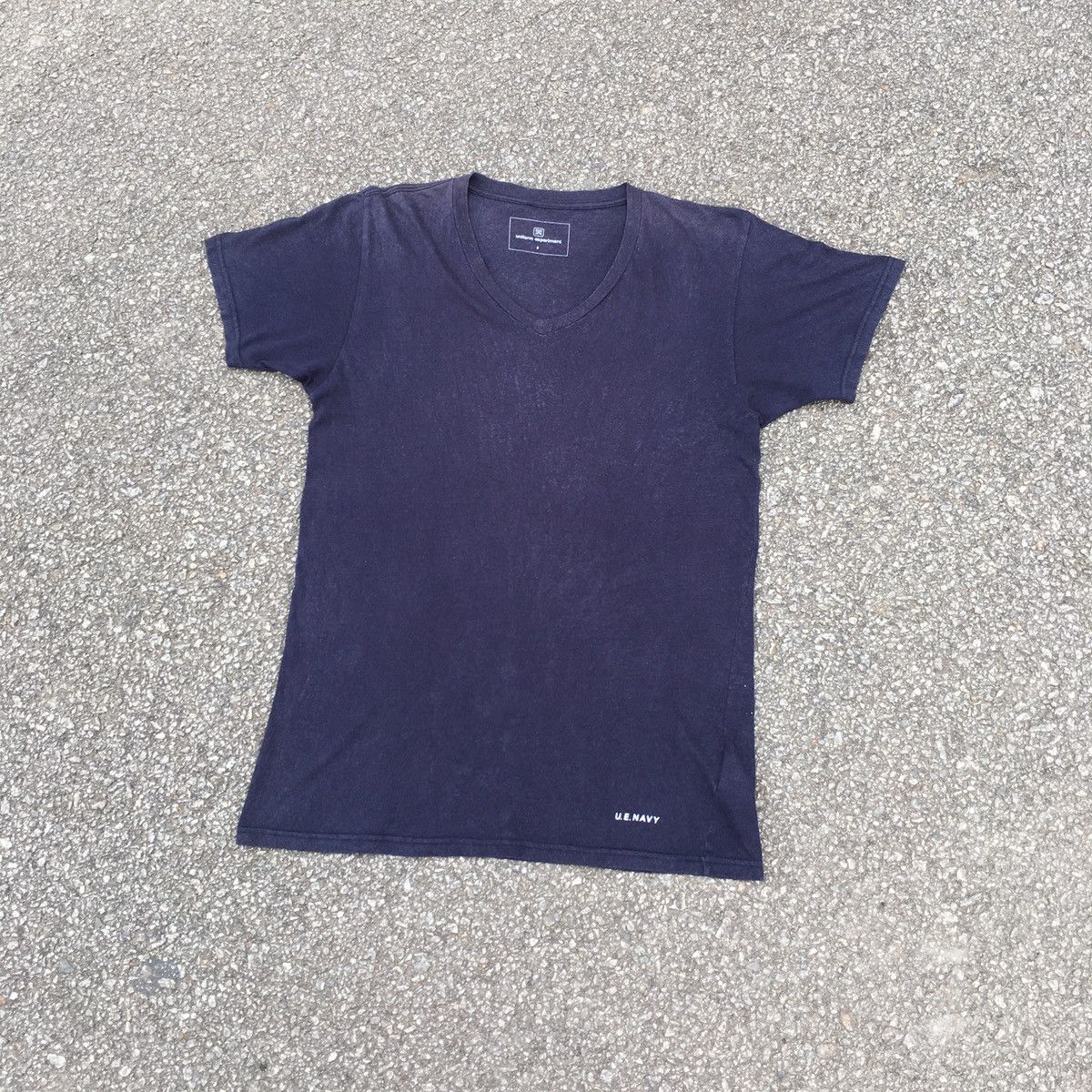 uniform experiment Thrashed Faded Uniform experiment Navy T-shirt | Grailed