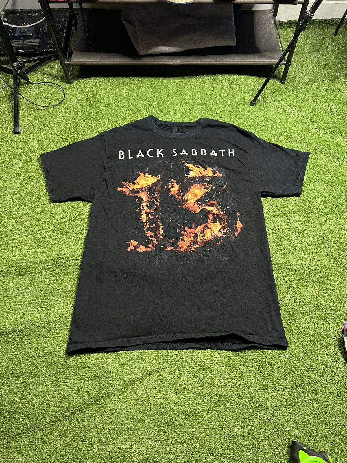 Band Tees × Vintage vintage black sabbath 13 album faded black band ...