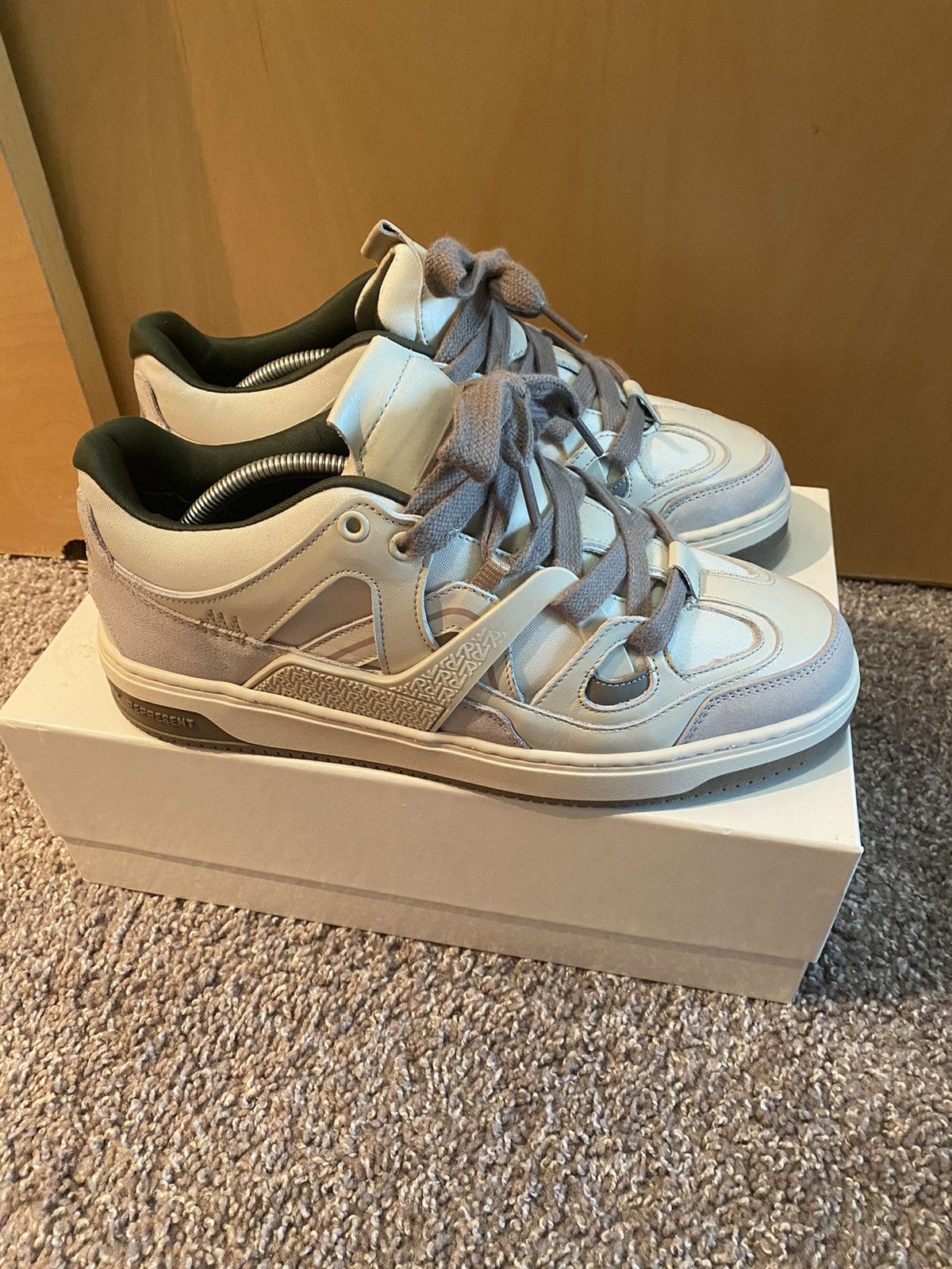 Represent Clo. Represent Bully Sneaker Buttercream size 44 (US 11 ...