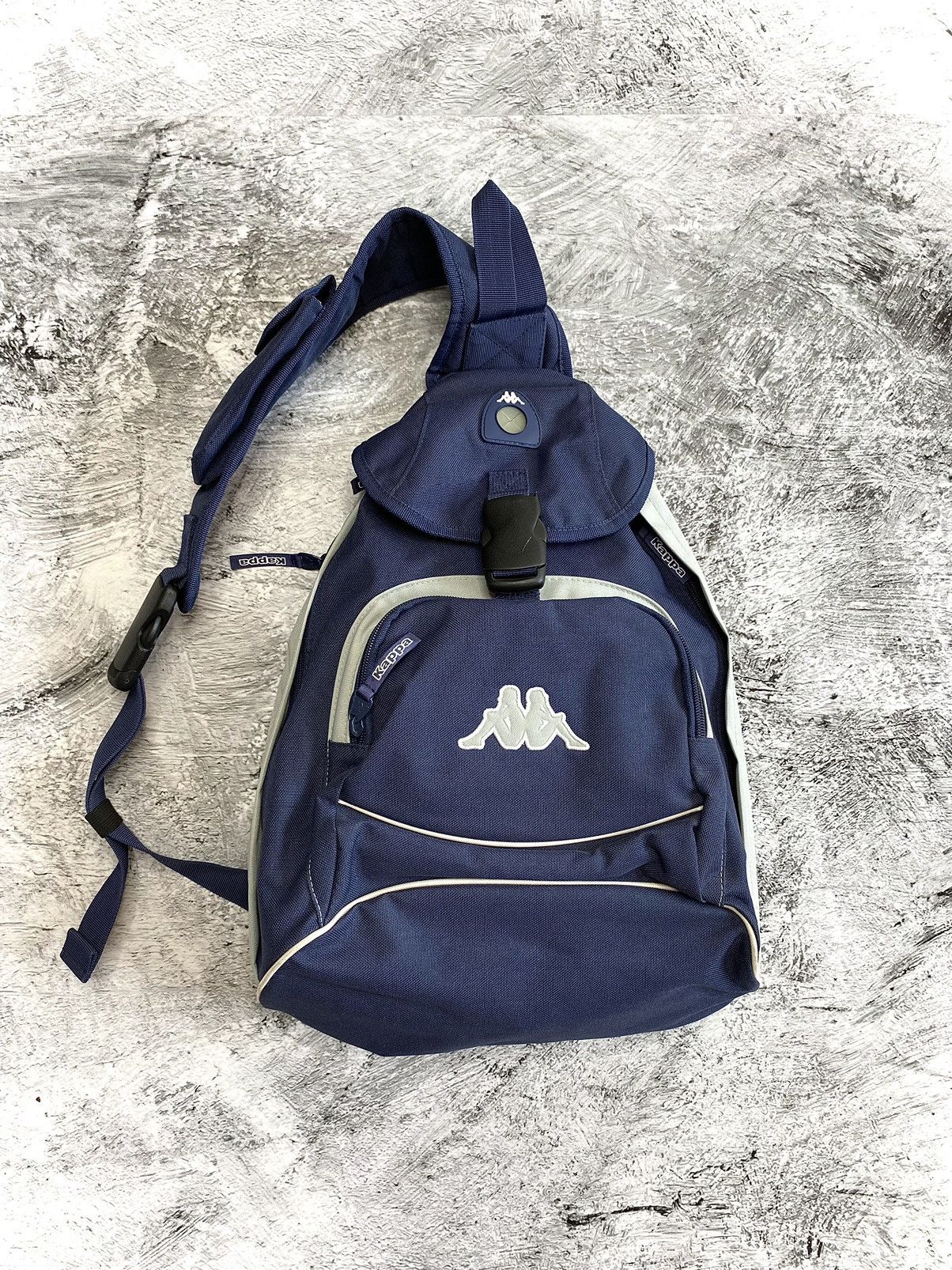 Kappa × Streetwear × Vintage 🔥 Rare Kappa Sling Bag 🔥Gorpcore style ...
