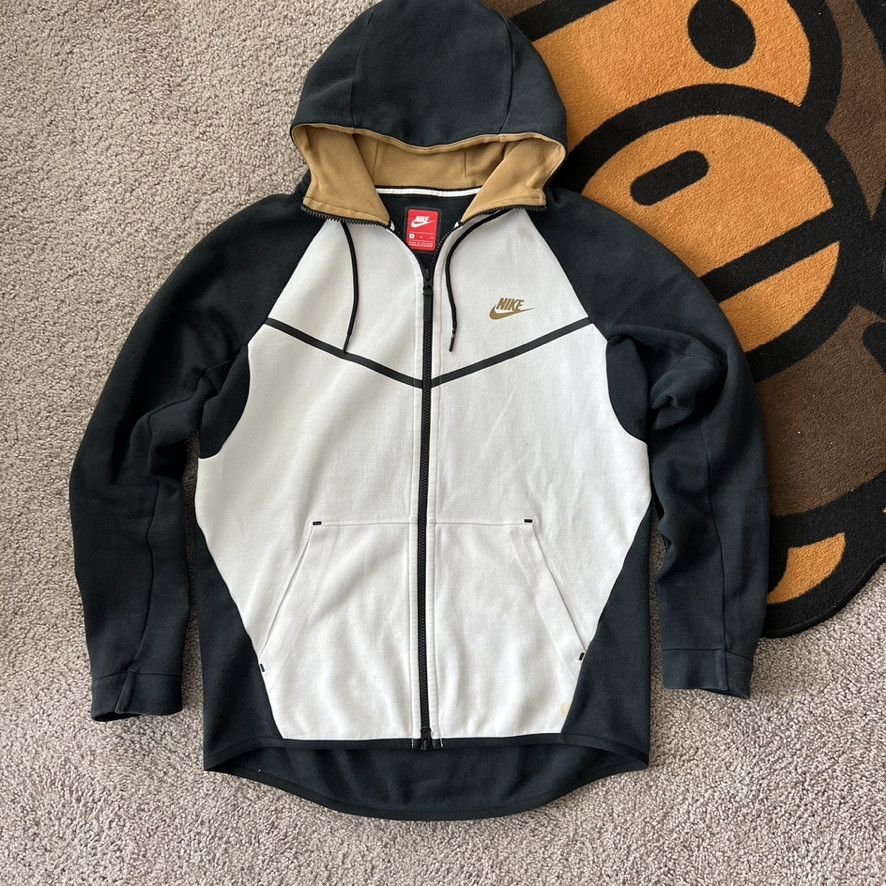 Nike Nike Tech Fleece Gold | Grailed