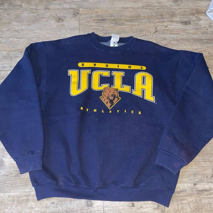 Fruit Of The Loom 90s bruins ucla vintage sweater | Grailed