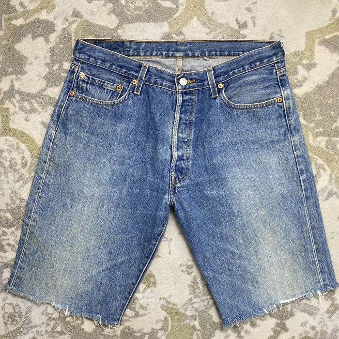 Vintage Distressed Vintage Levi's 501 Short Jeans 36x11 -JN2694 | Grailed