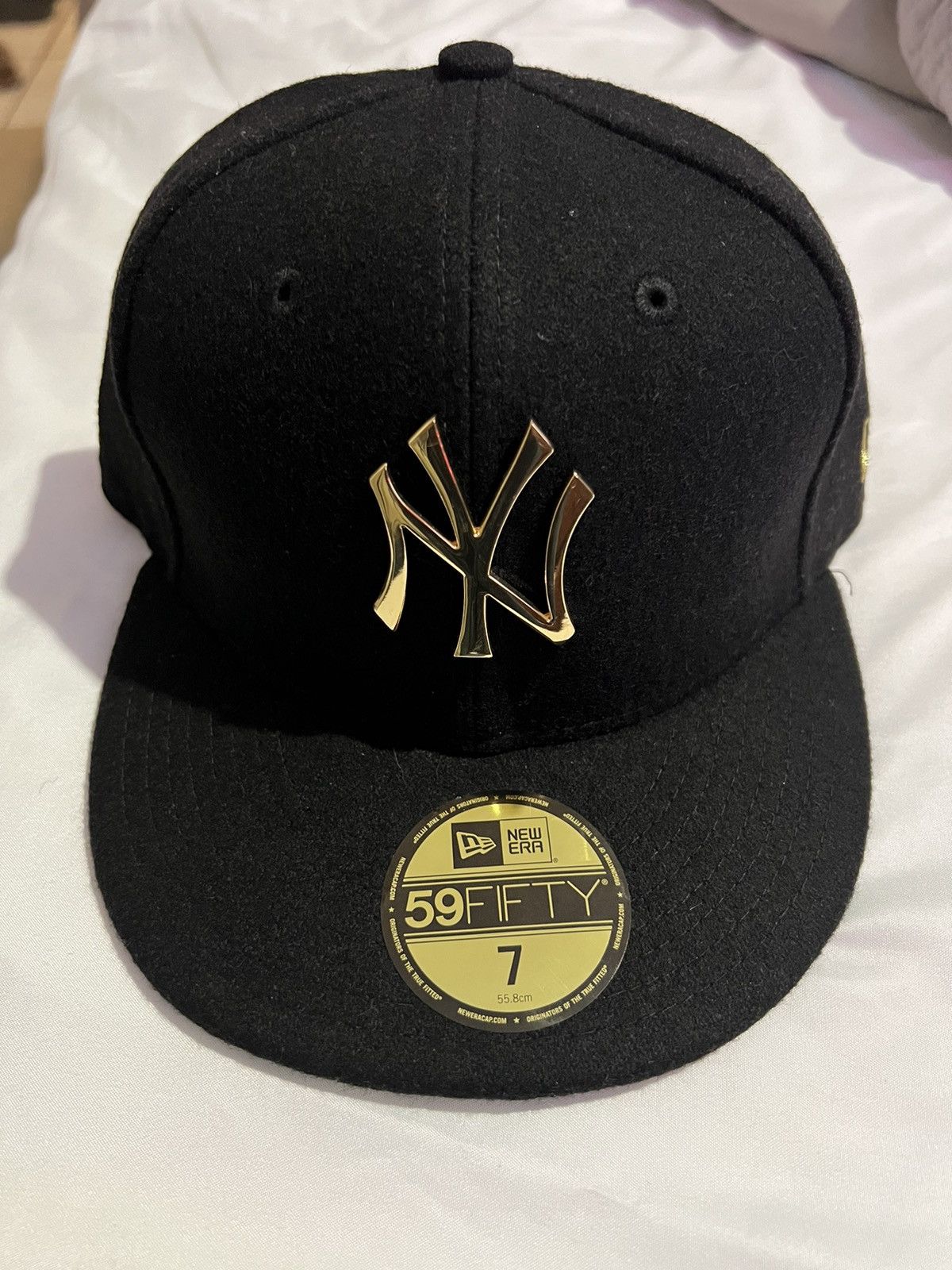 New Era RARE New Era New York Yankees 59Fifty Gold Metal Hat MLB | Grailed