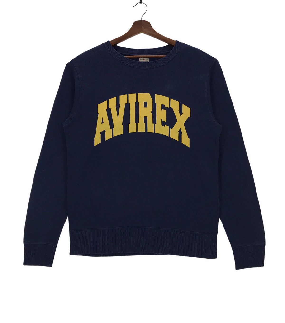 Avirex × Vintage Vintage Avirex American Company Designs Sweatshirt ...