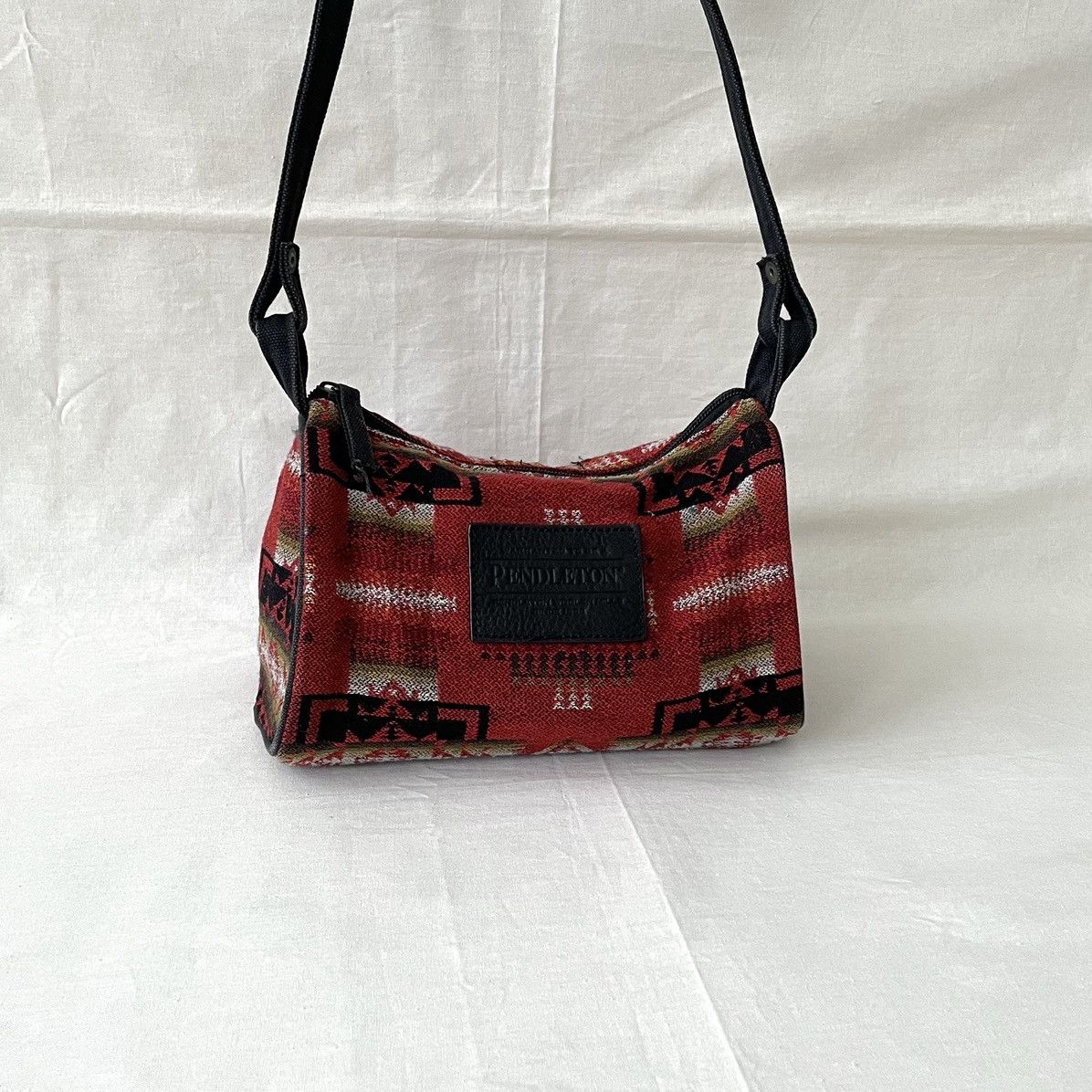 Pendleton Pendleton Navajo Speedy Sling Bag Native Tribes Style | Grailed