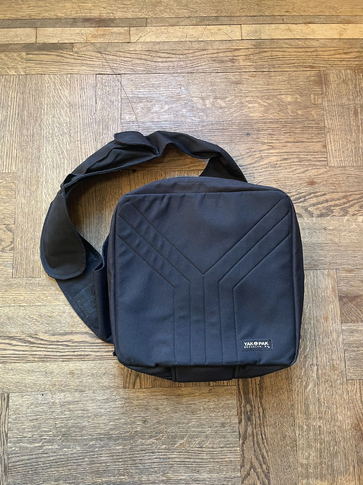 Vexed Generation Yak Pak Record Bag | Grailed