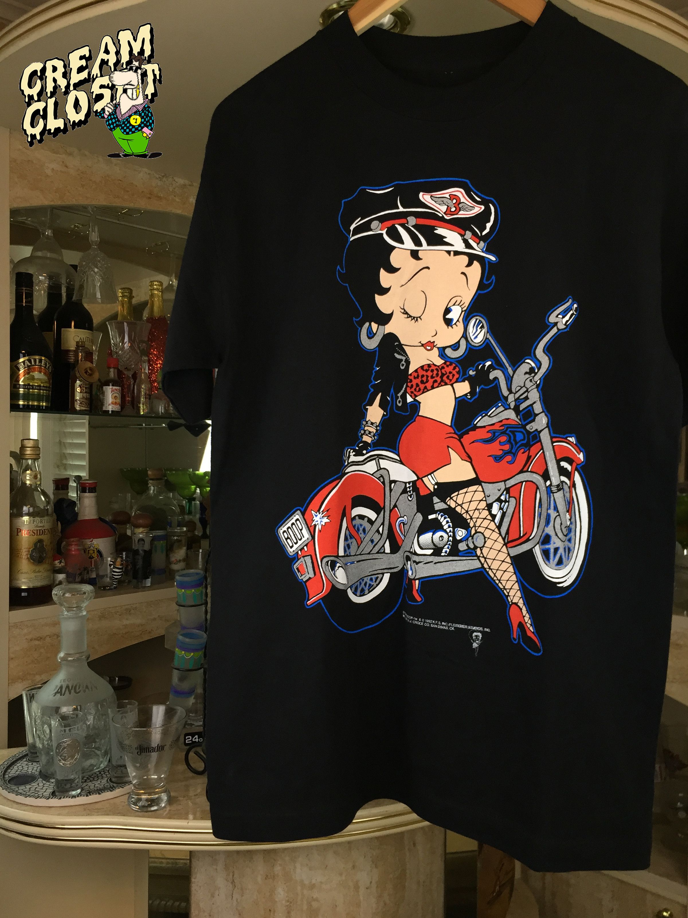 Vintage 1992 BETTY BOOP MOTORCYCLE WINK TEE IN BLACK | Grailed