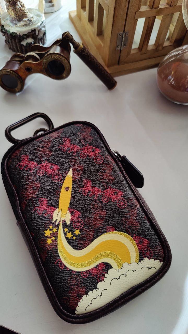 Coach bag rocket Coach Hybrid Pouch With Horse Carriage Rocket | Grailed