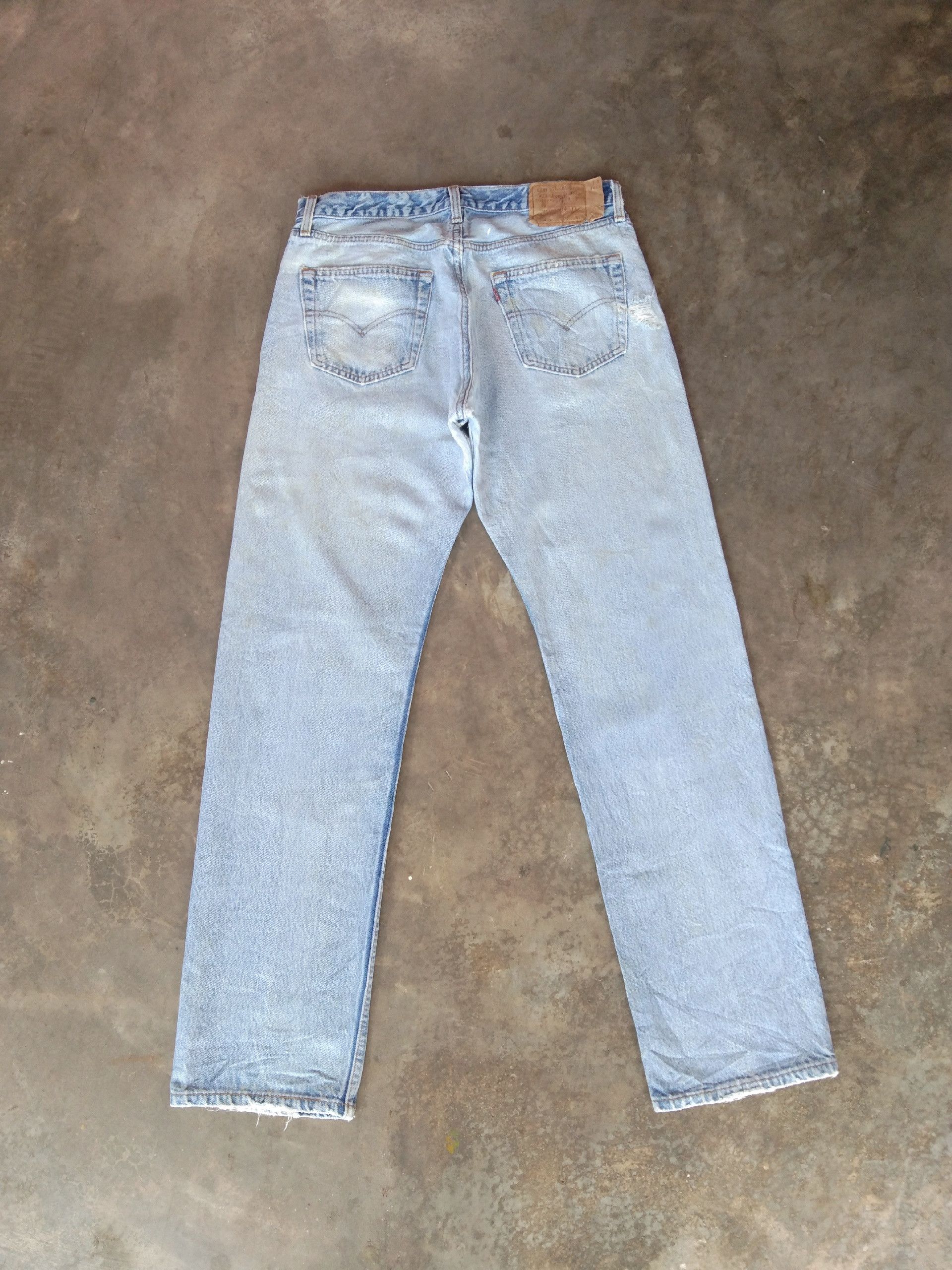 Vintage 90s Vintage Levi's 501 xx Made In USA Distressed Jeans 33x32 | Grailed