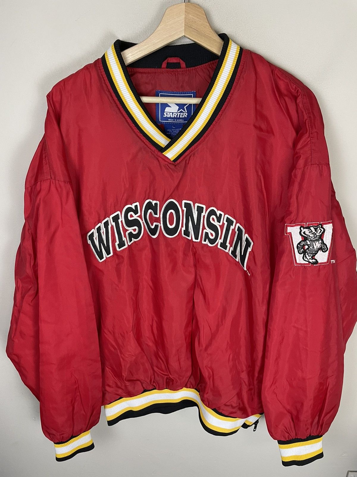 Starter × Vintage Vintage Starter Wisconsin Badgers Sweatshirt | Grailed