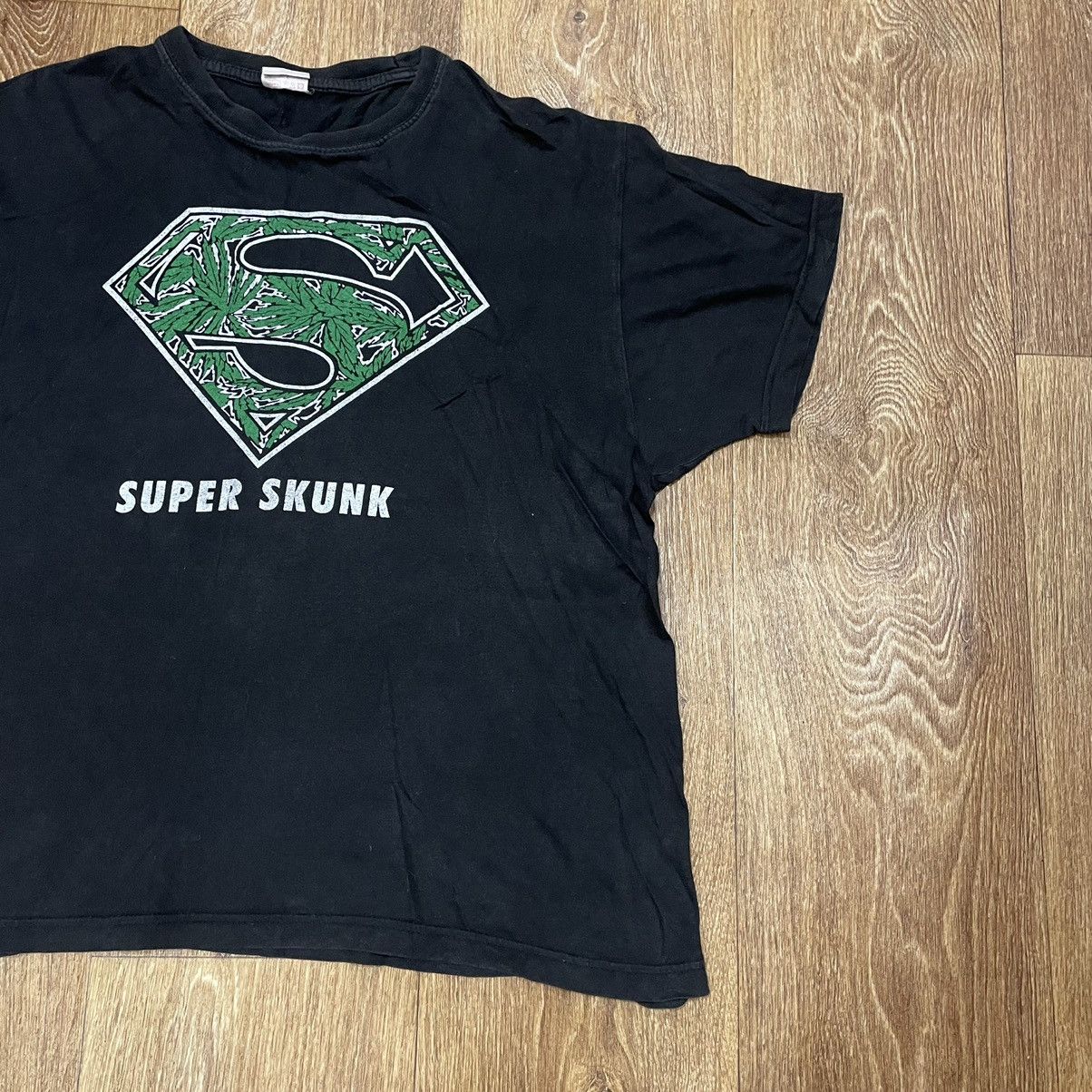 Humor × Streetwear × Vintage Vintage 90s Super Skunk Weed 420 Humor Tee ...