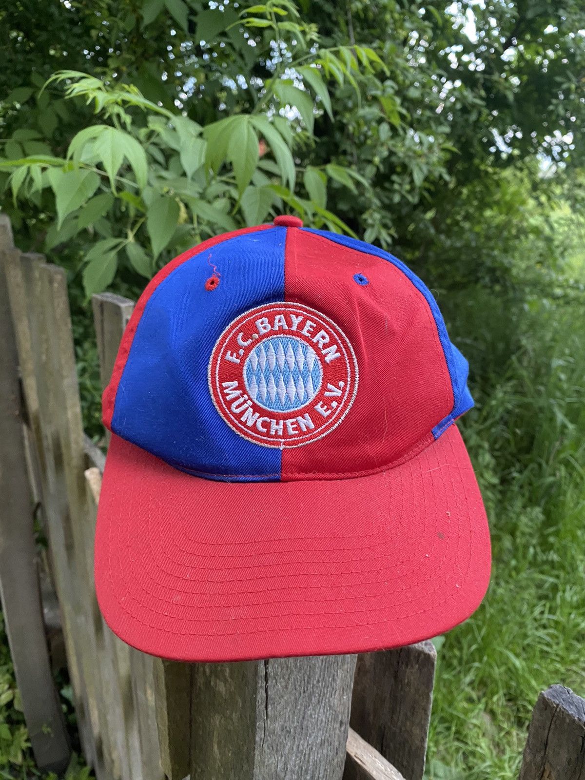 Vintage FC Bayern vintage retro football cap hat 90s munchen | Grailed