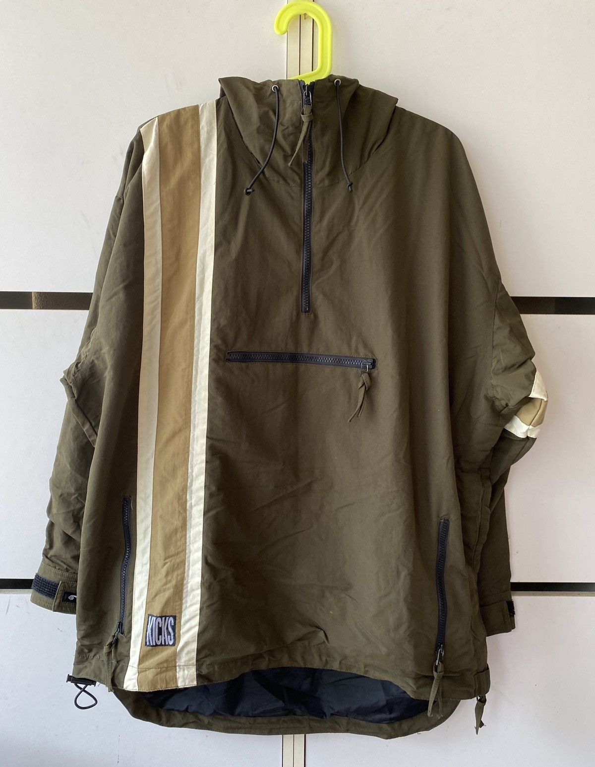 Streetwear KICKS DESIGNER HOODED JACKET | Grailed