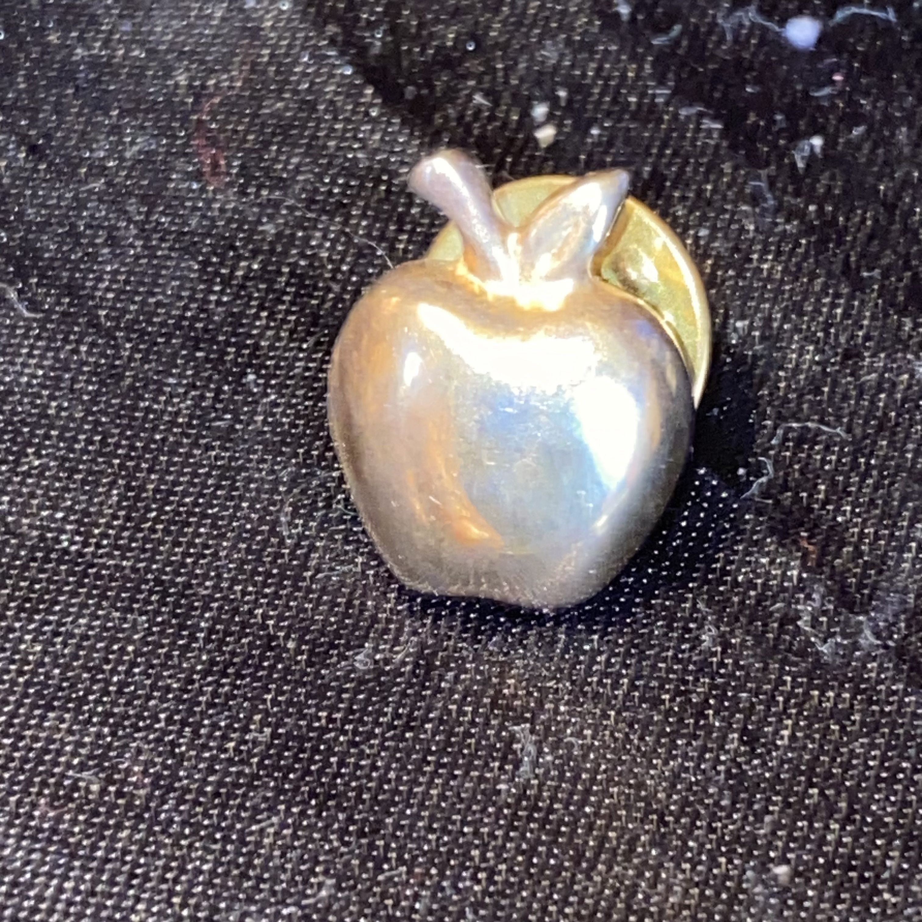 Vintage Vintage 24K Gold Plate Golden Apple Pin Brooch | Grailed