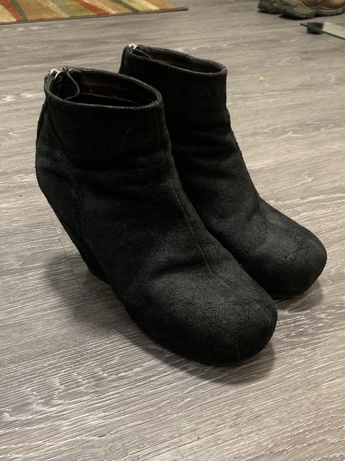 Rick Owens Rick Owens Archive Blistered Leather Backzip Wedges | Grailed