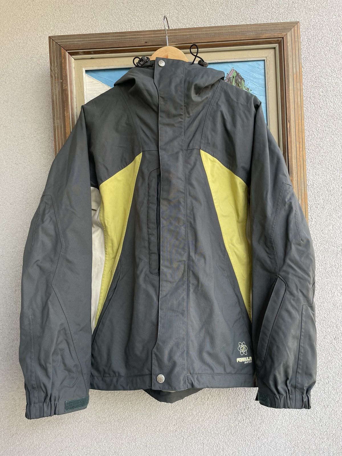 Burton × Vintage × Winter Session Vintage Burton Snowboard Weatherproof ...