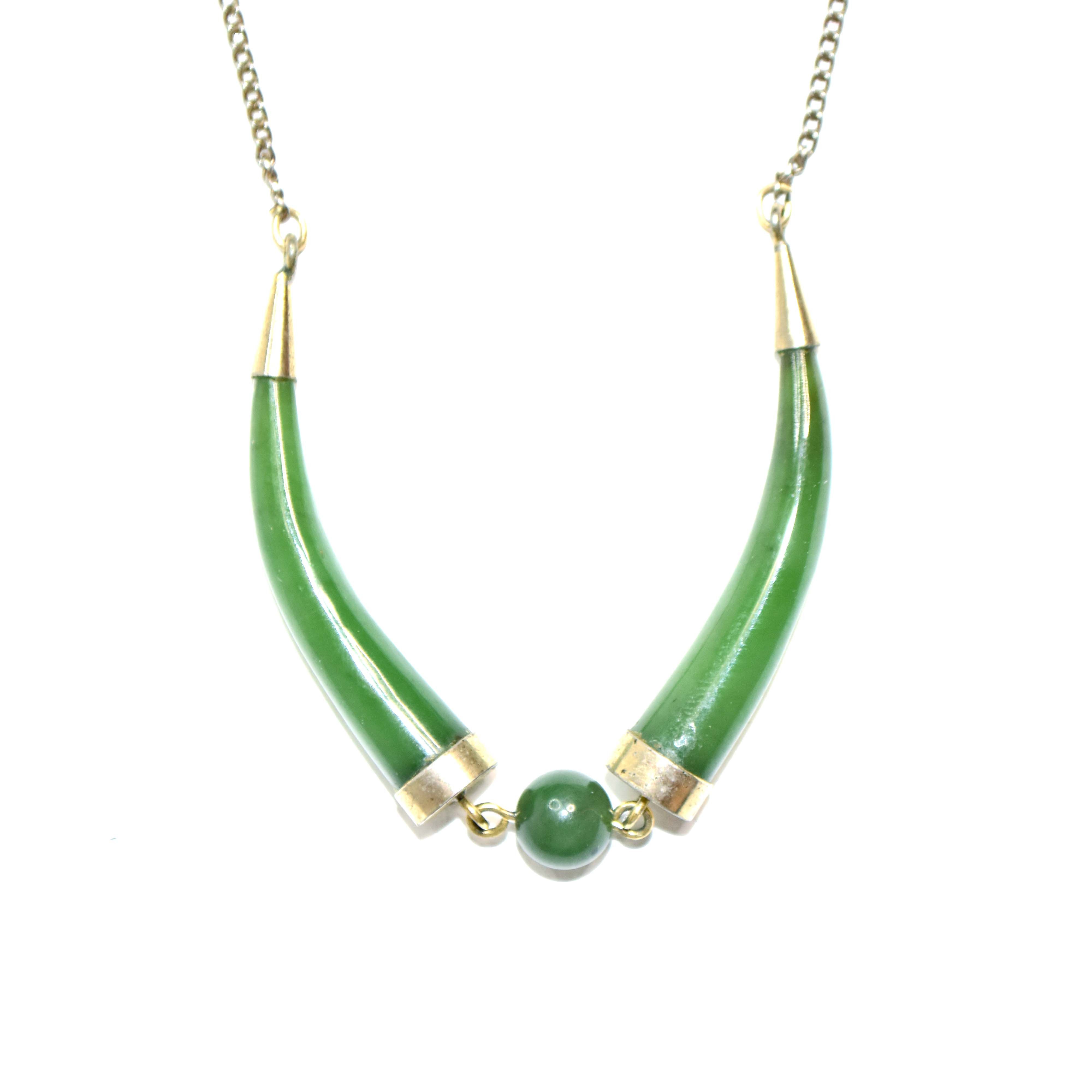 Jewelry × Rare × Vintage Jade Horn Pendant Necklace | Grailed
