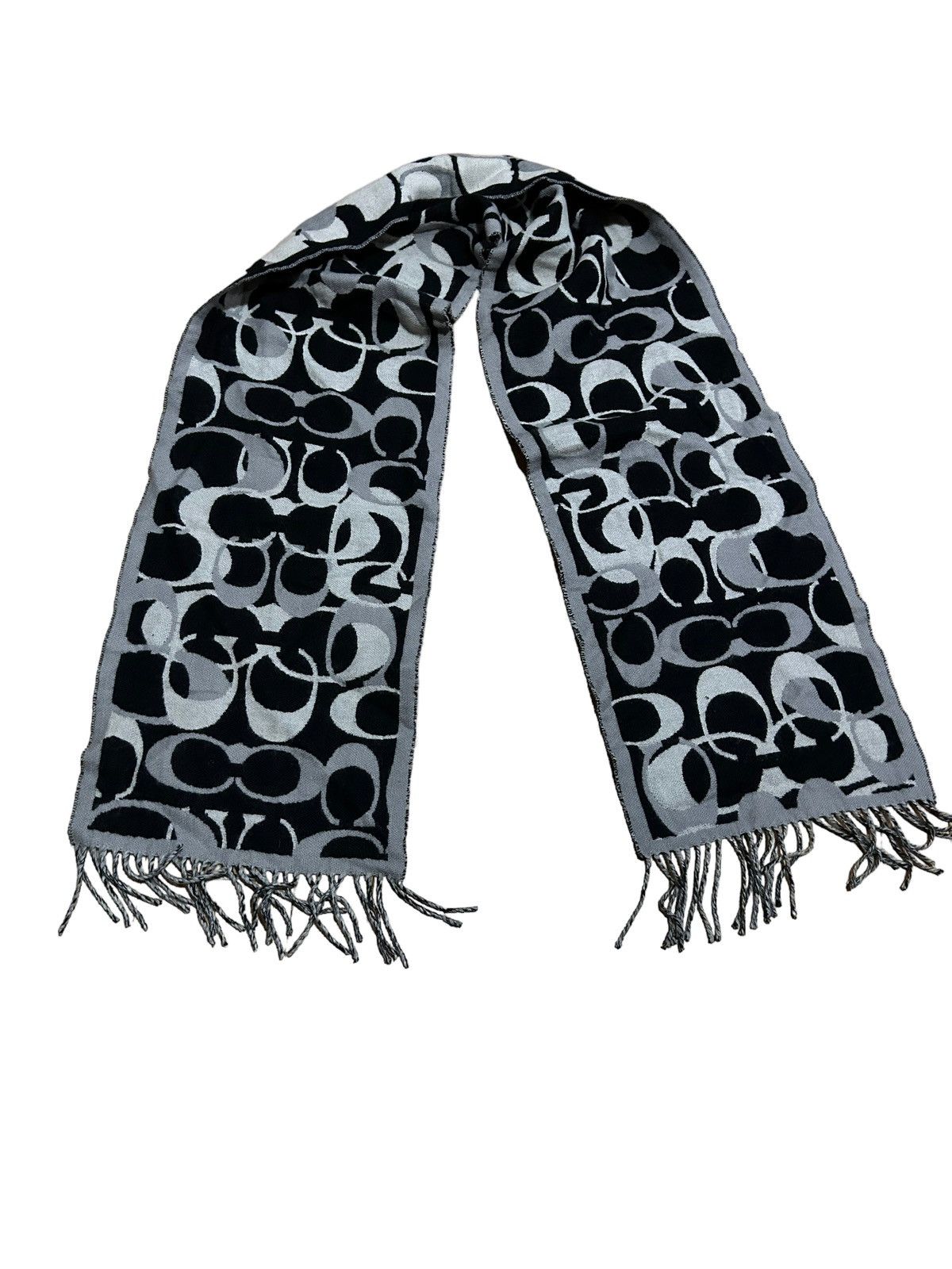 Coach × Streetwear × Vintage Vintage Streetwear Reversible Coach Scarf ...