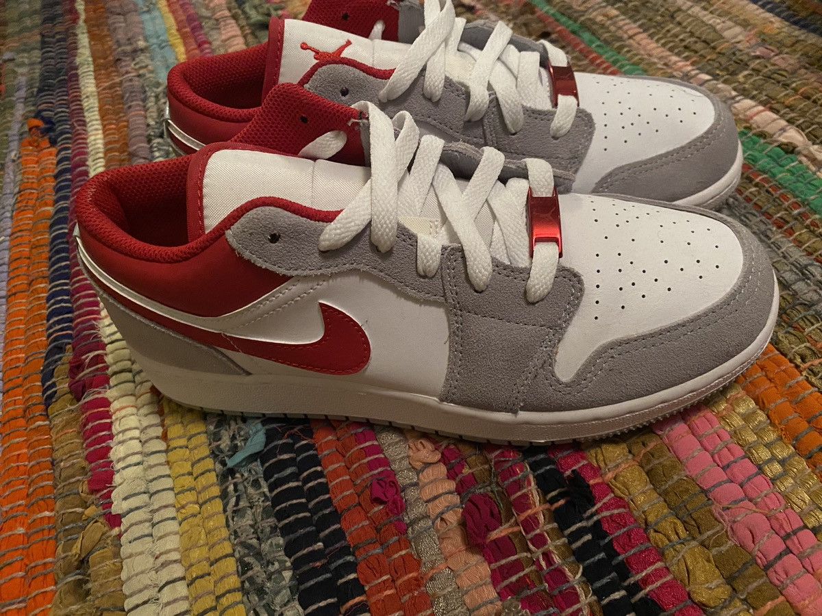 Nike Air Jordan 1 Low SE 'Light Smoke Grey Gym Red' | Grailed