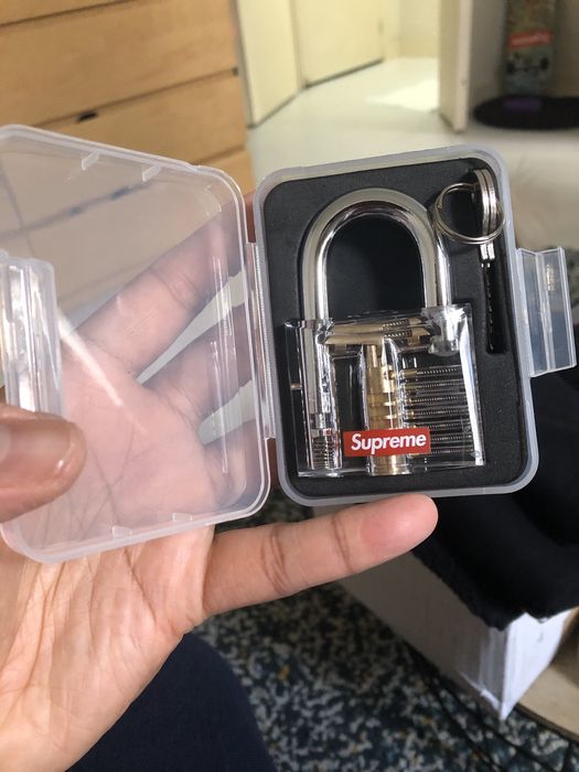 Supreme Supreme lock | Grailed