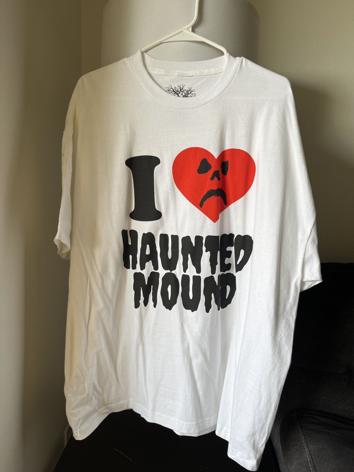 Haunted Mound I Heart Haunted Mound tee white | Grailed