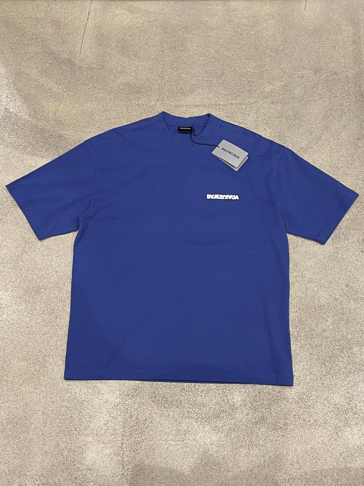 Balenciaga Balenciaga Turn Artwork Logo T-shirt | Grailed