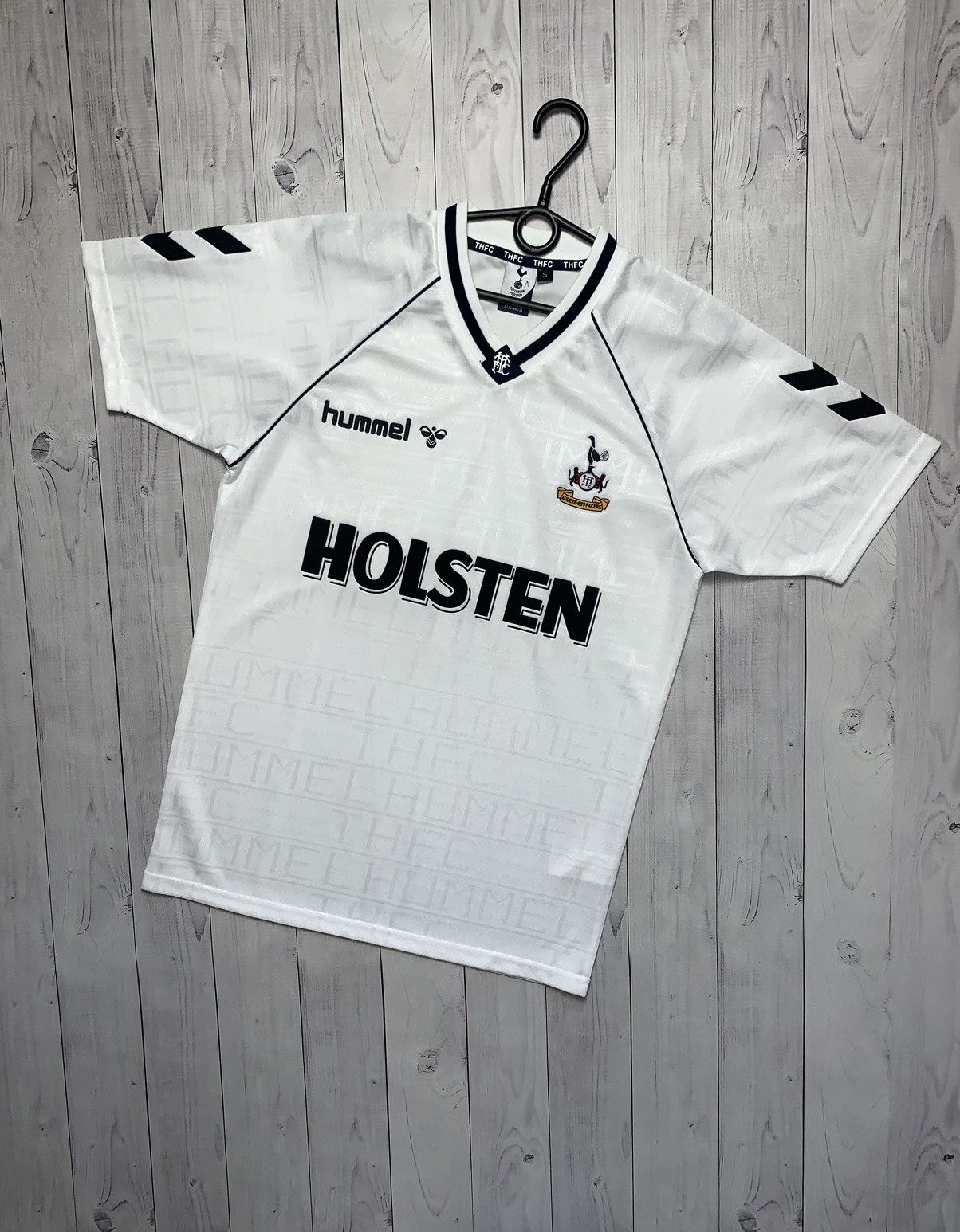 Soccer Jersey × Vintage Vintage Tottenham soccer jersey size S Hummel ...