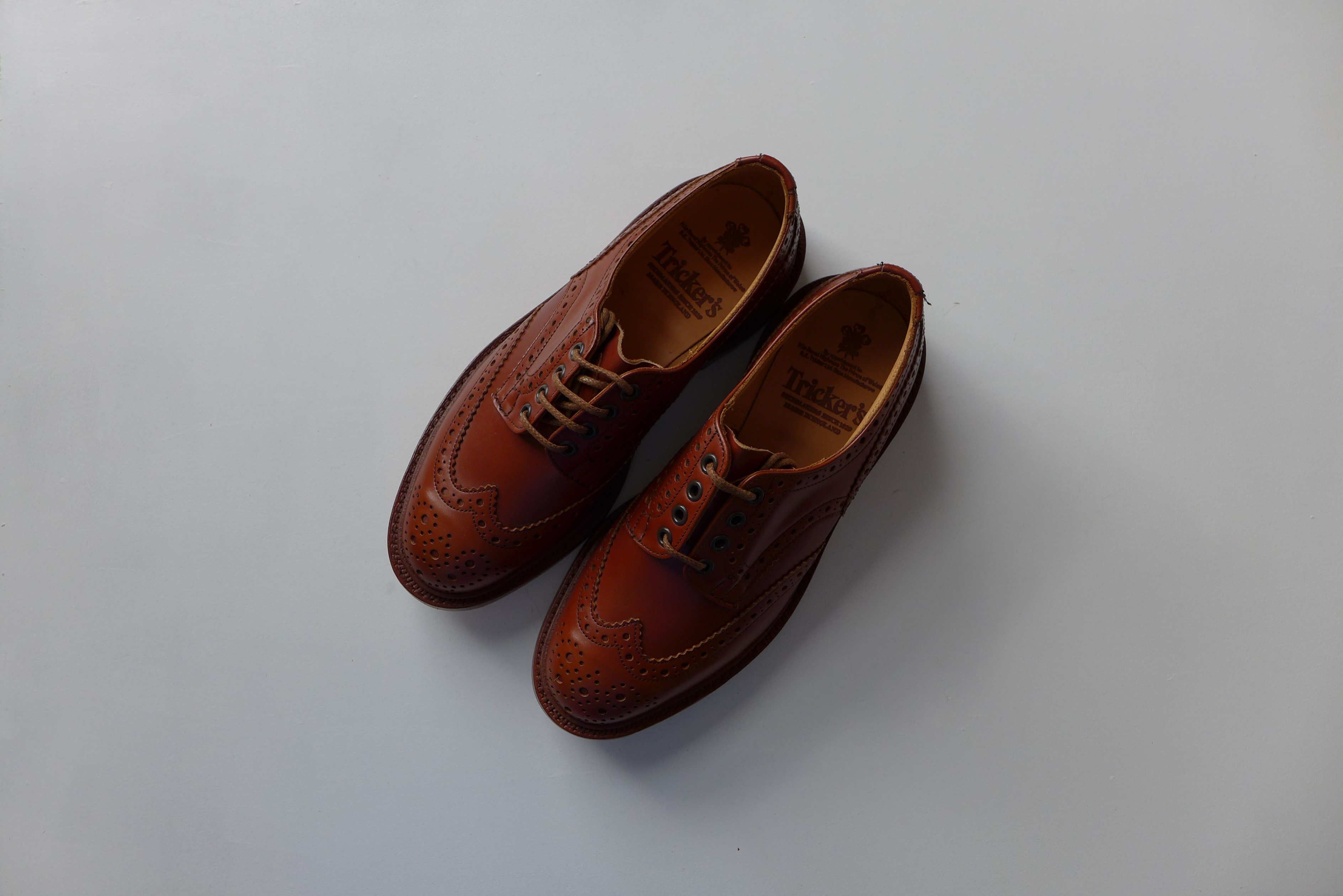 Trickers Bourton Derby Brogue Shoes - Marron Antique Leather | Grailed