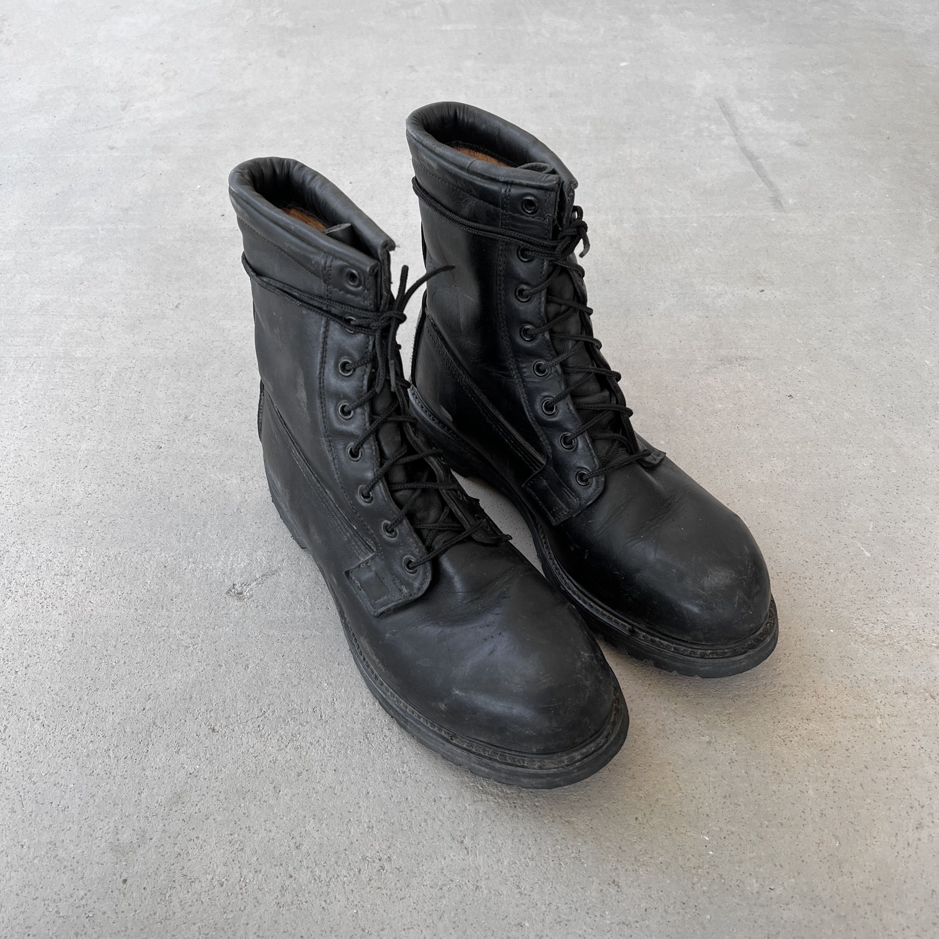 Vintage Vintage 2003 Military Leather Combat Boots Goretex Lining | Grailed
