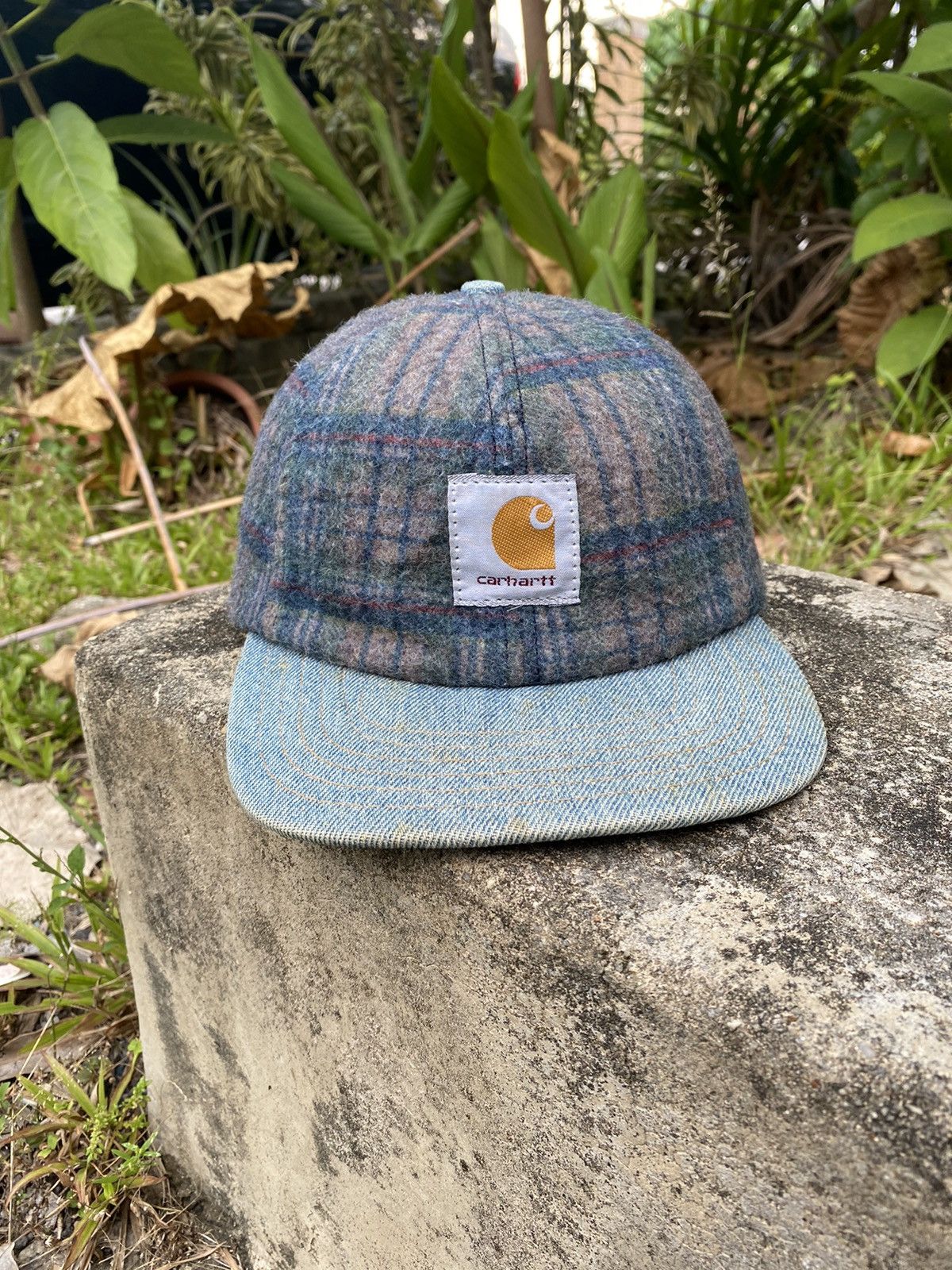Carhartt 🇺🇸 Vintage Carhartt Logo Snapback Hats | Grailed