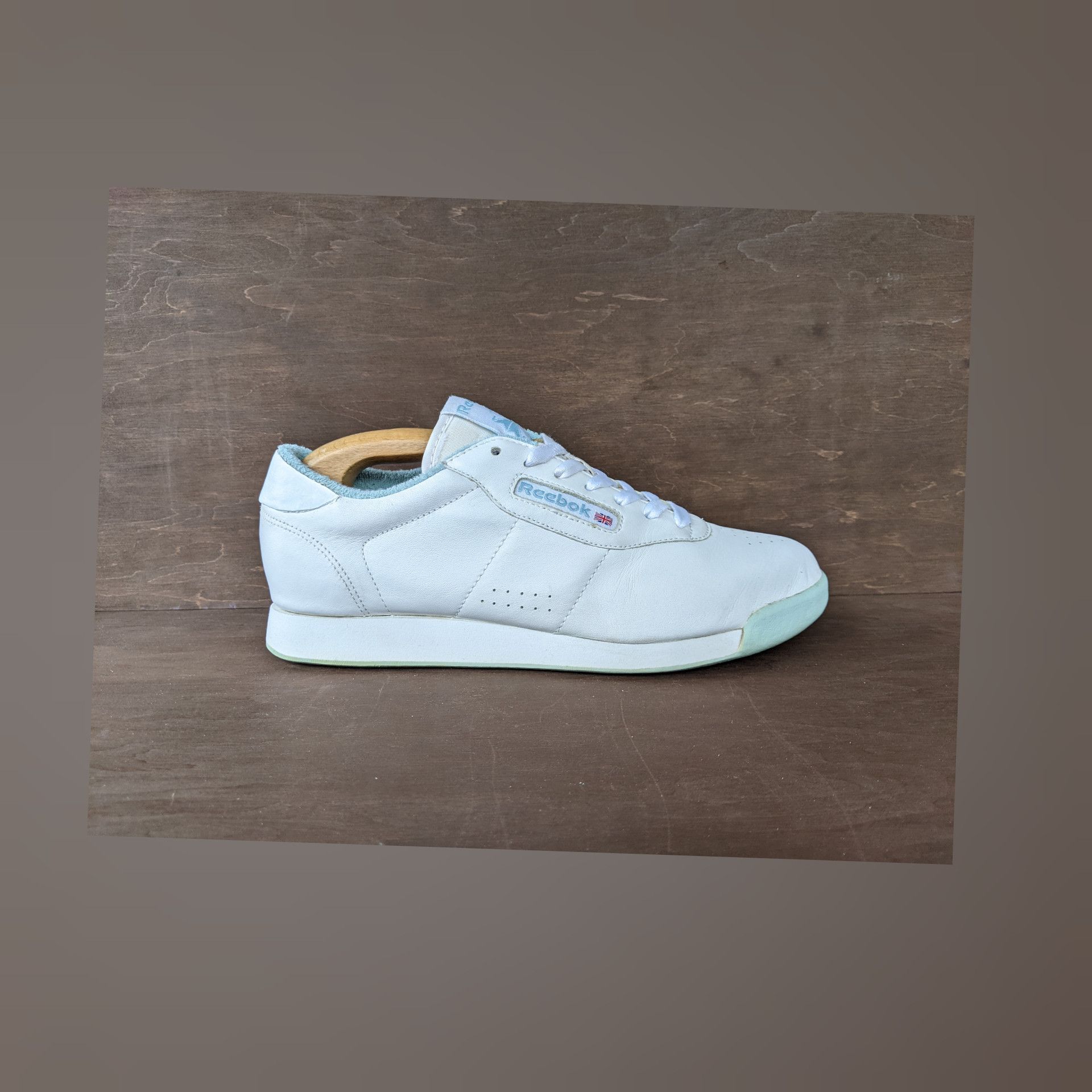 Reebok × Vintage Reebok Classic 2000s Vintage Leather White Sneakers ...