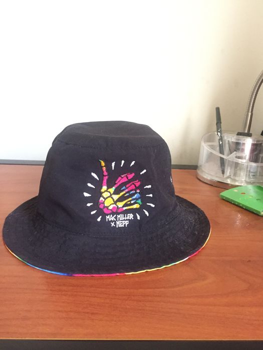 Neff Reversible Bucket Hat tie dye | Grailed