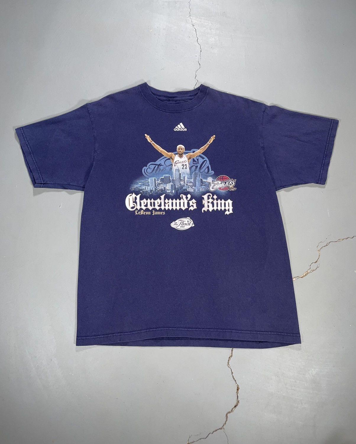 Vintage Vintage 2007 LeBron James Cleveland’s King NBA Finals Tee | Grailed