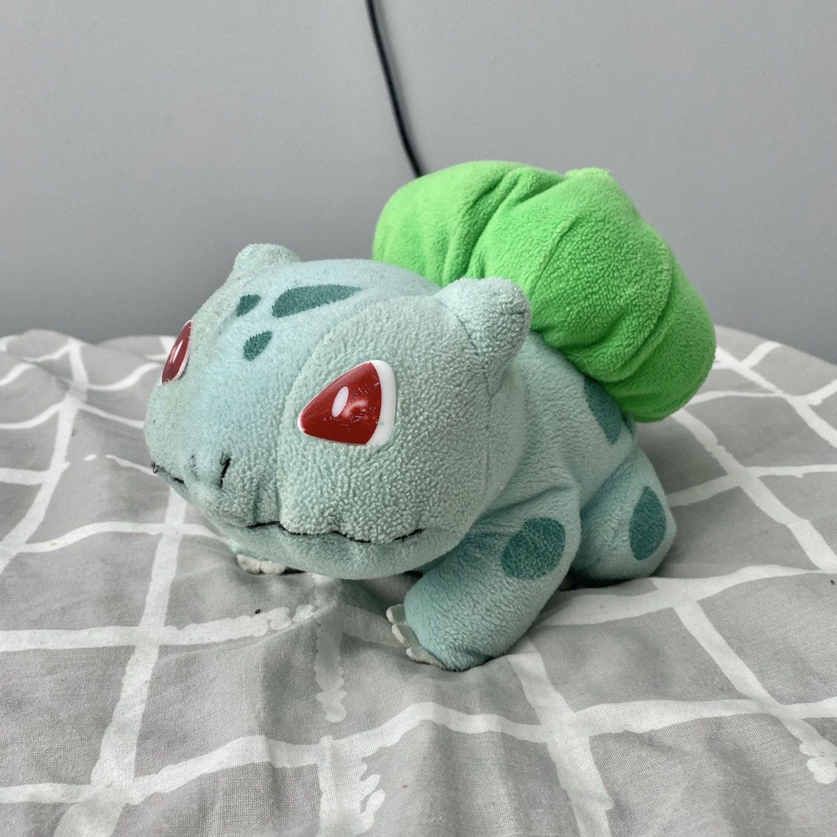 Pokemon Vintage Pokemon Bulbasaur 1990s plush 9” toy | Grailed