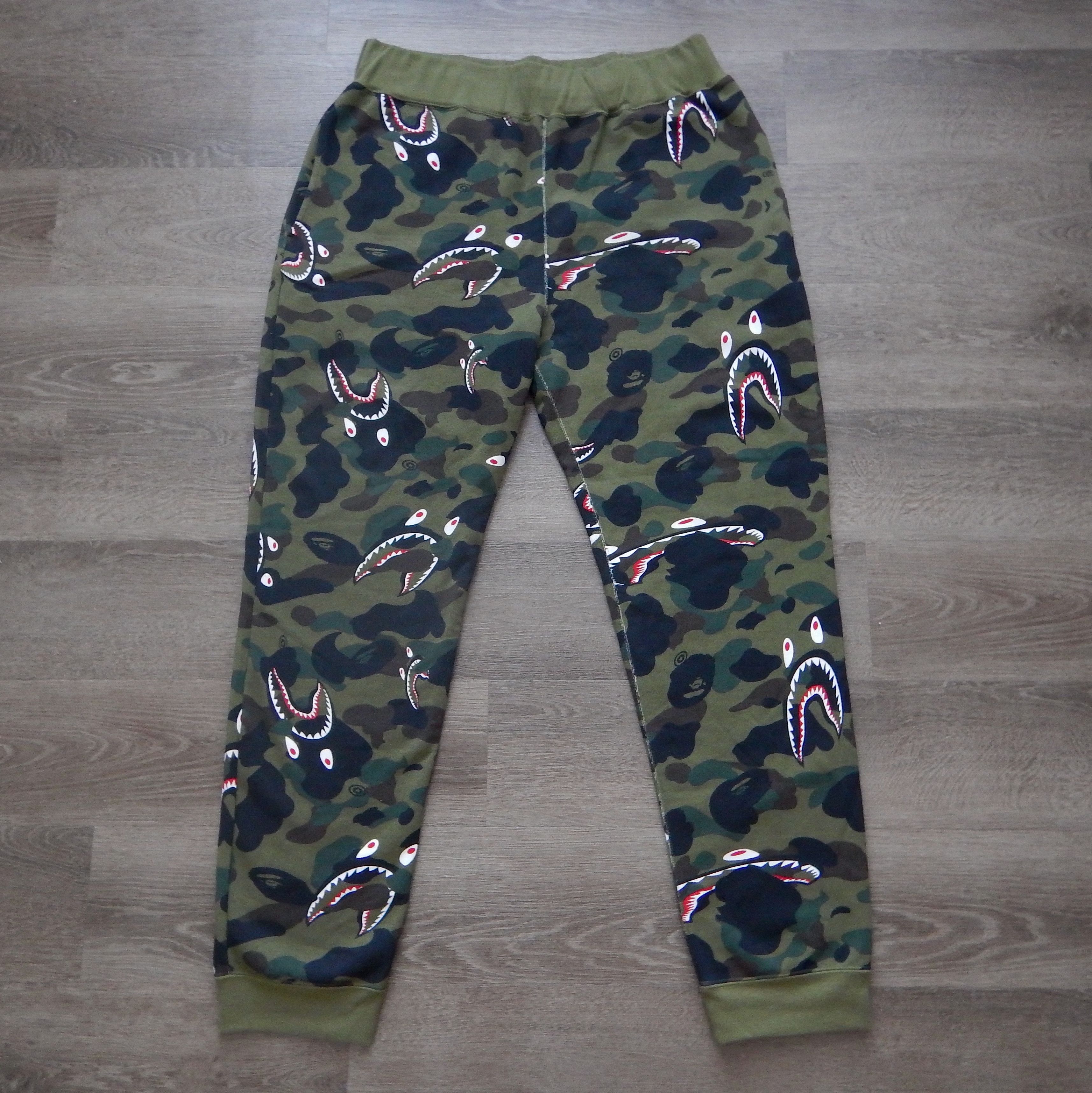 Bape FW20 Bape 1st Green Camo Shark Pattern Sweatpants | Grailed