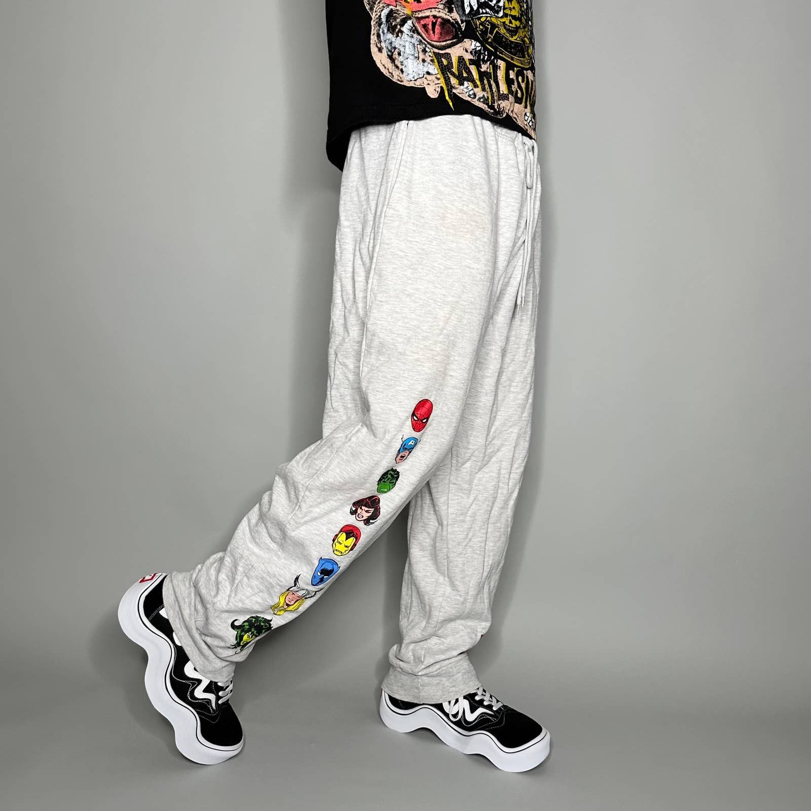 Marvel Comics × Streetwear × Vintage Marvel Sweatpants Light Grey Baggy ...