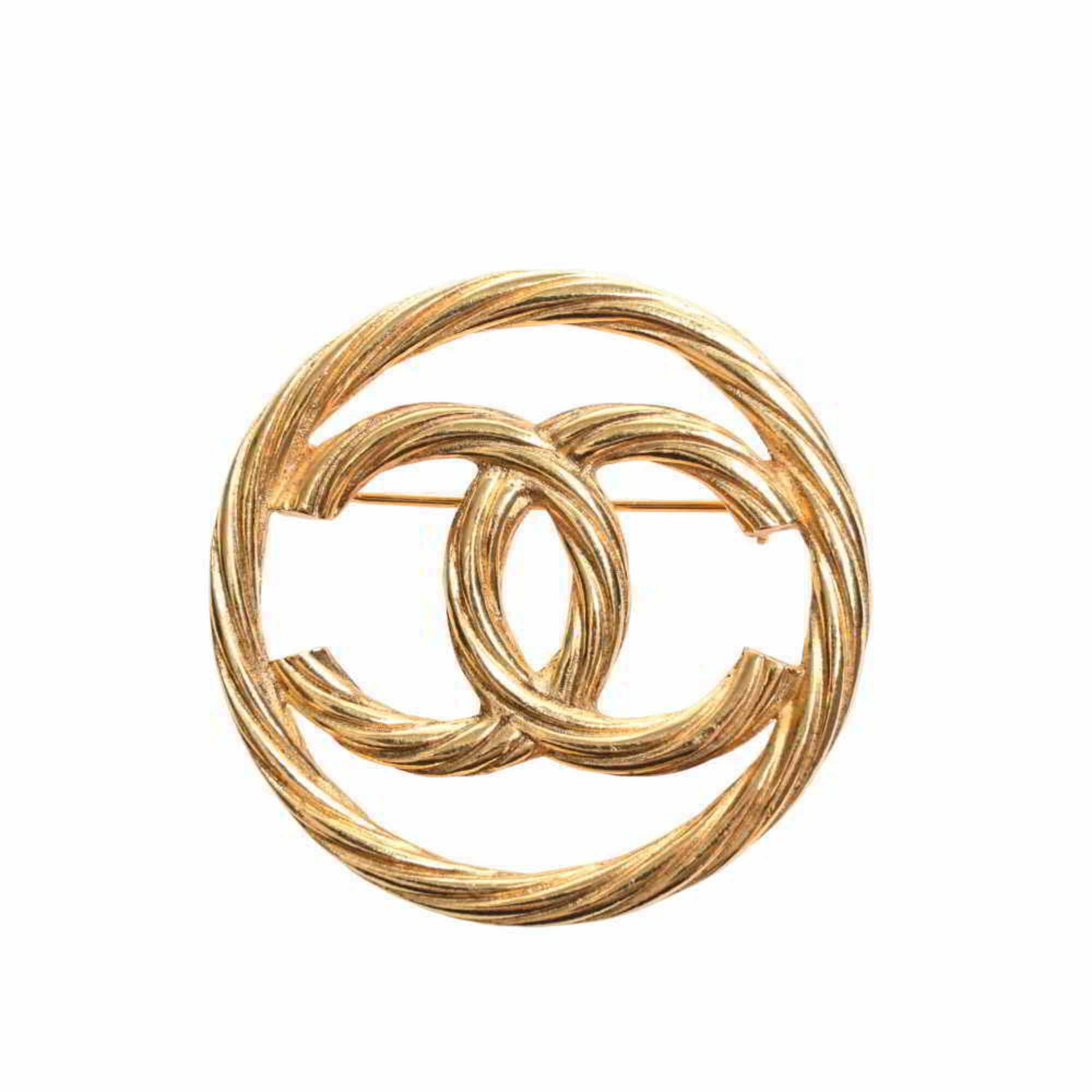 Chanel CHANEL Circle Cocomark Brooch - Gold Metal | Grailed