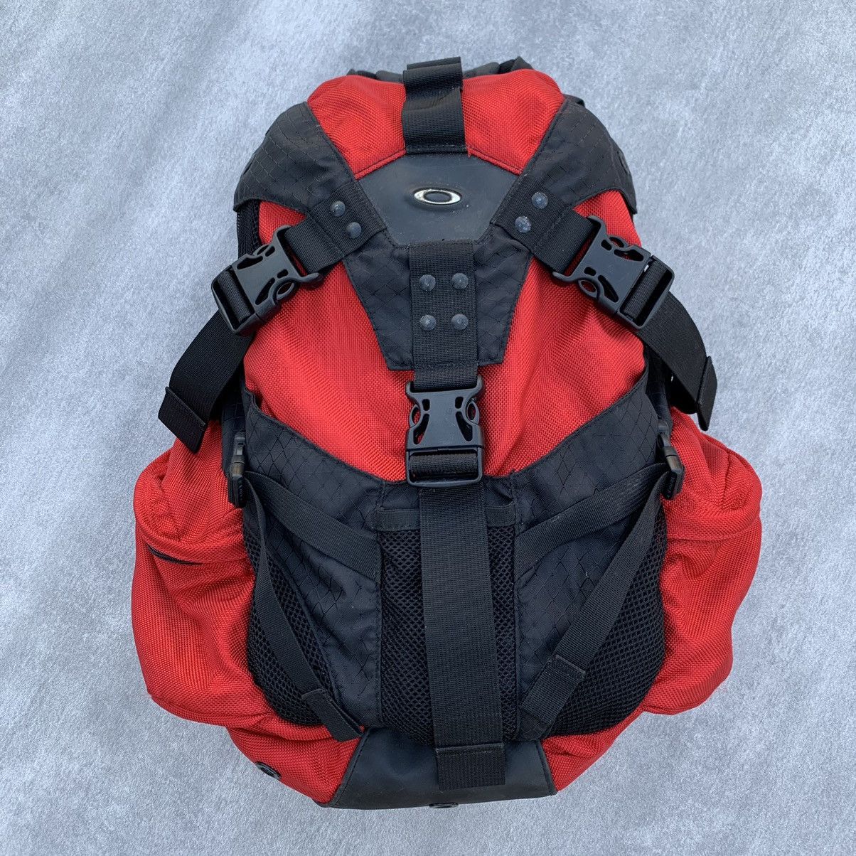 Vintage Oakley Icon Backpack | Grailed