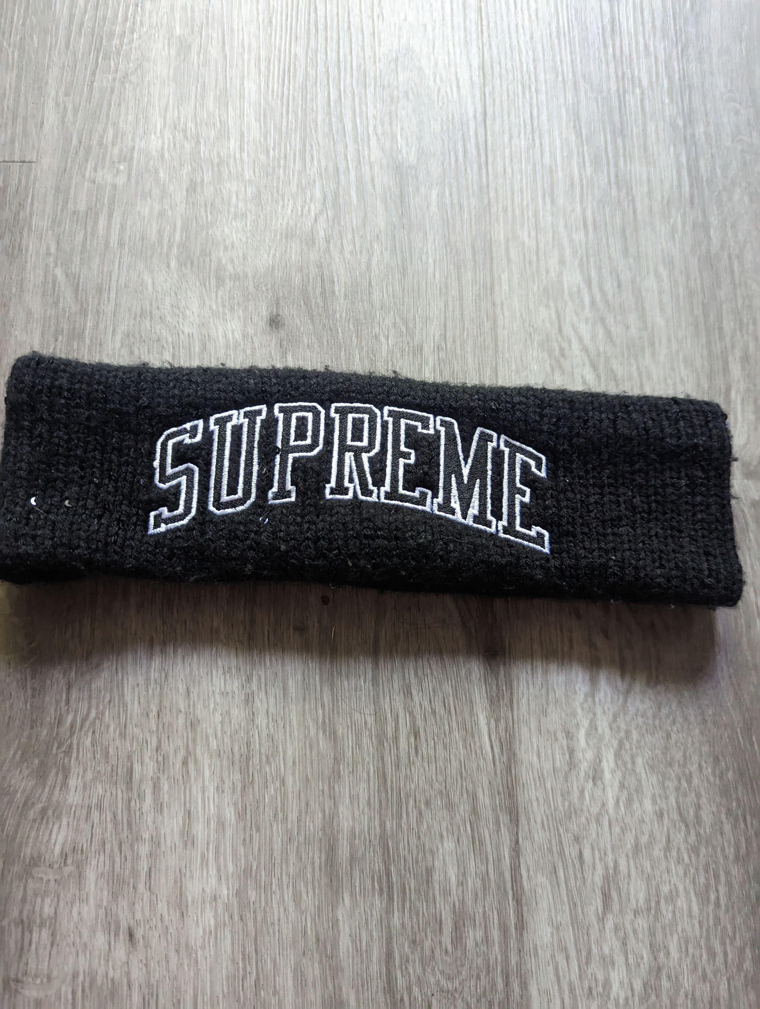 Supreme Supreme black sequin headband | Grailed