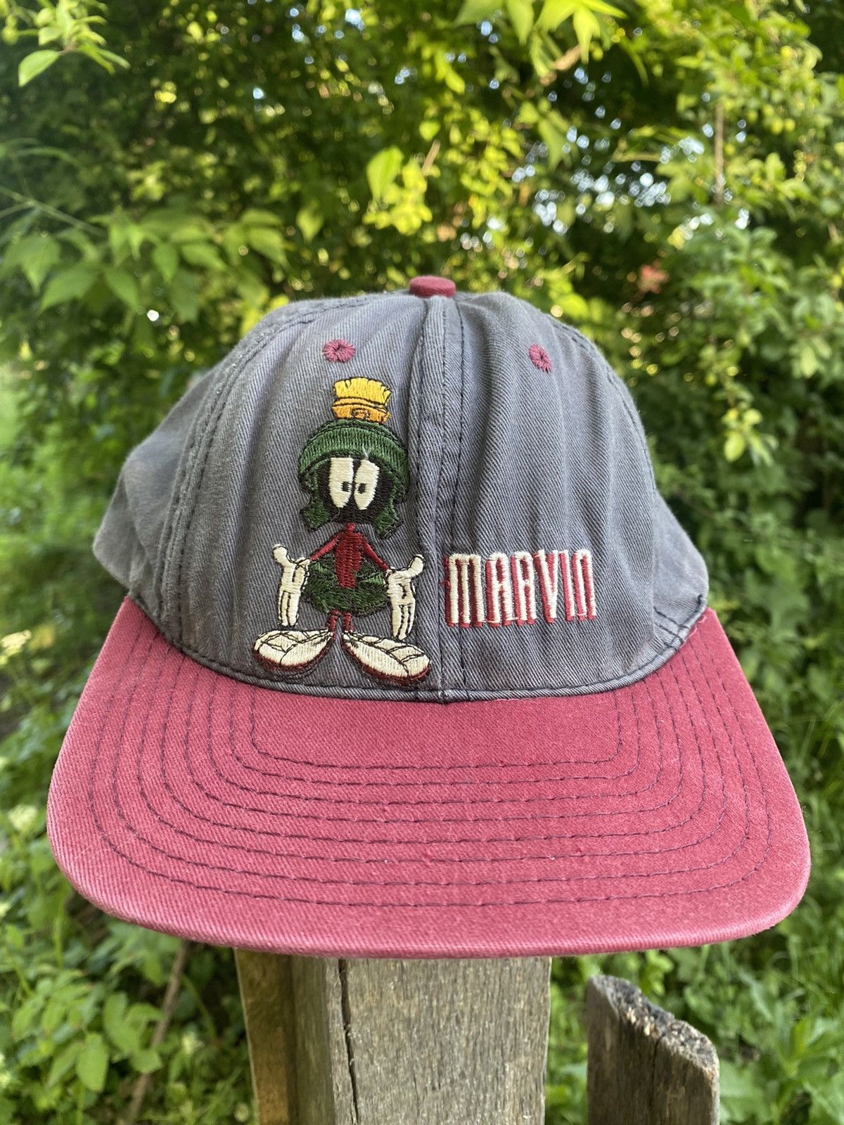 Streetwear × Vintage × Warner Bros Grey vintage marvin looney tunes ...