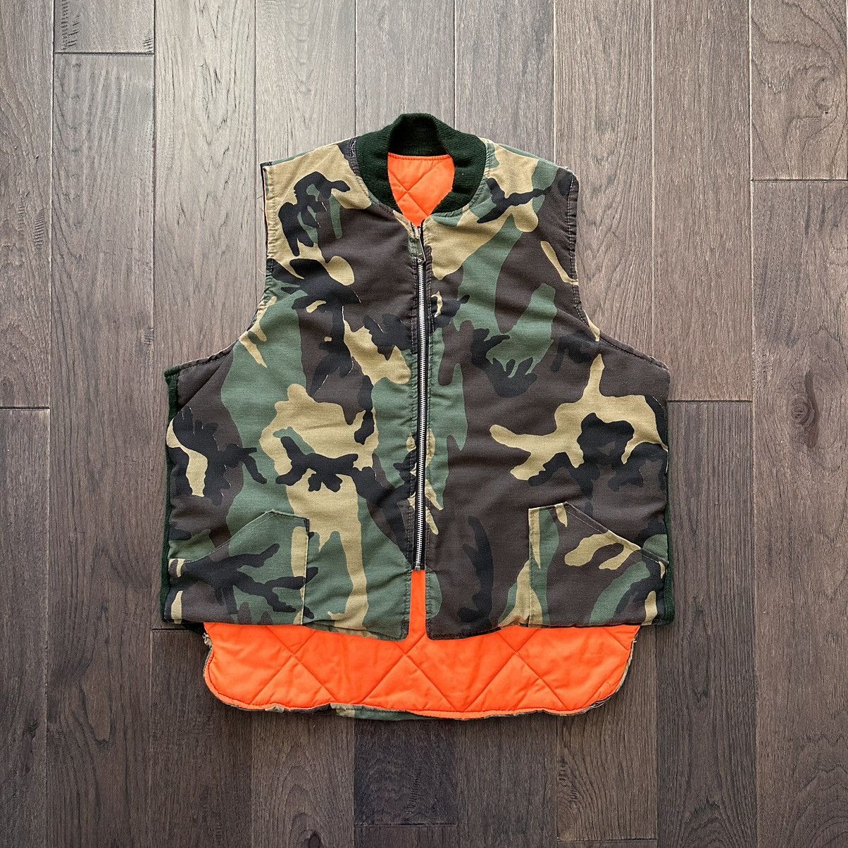 Vintage Vintage 80s Boxy Camouflage Orange Reversible Hunting Vest ...