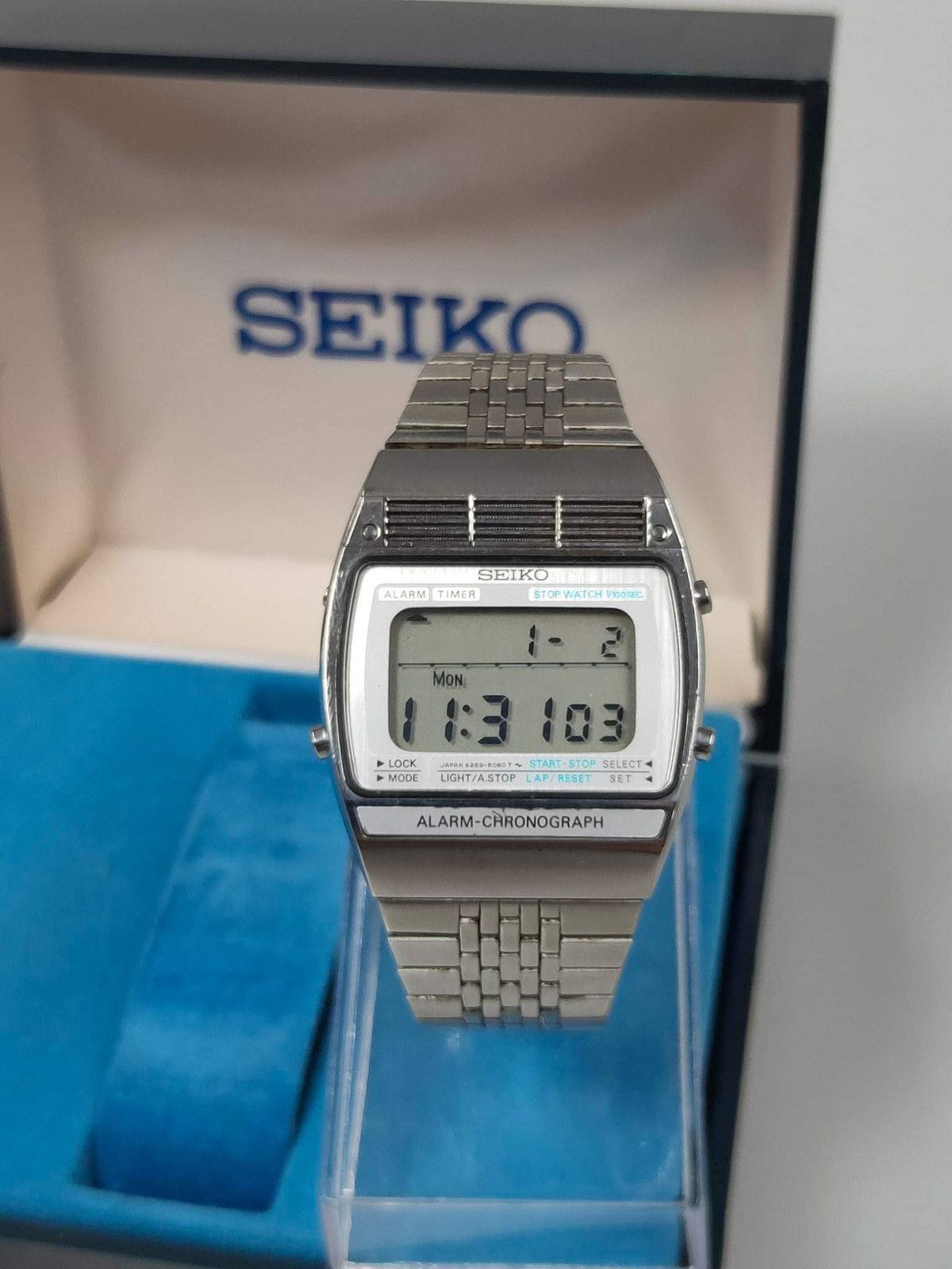 Seiko × Vintage × Watch Stunning SEIKO James Bond A259-5060 Digital Men ...