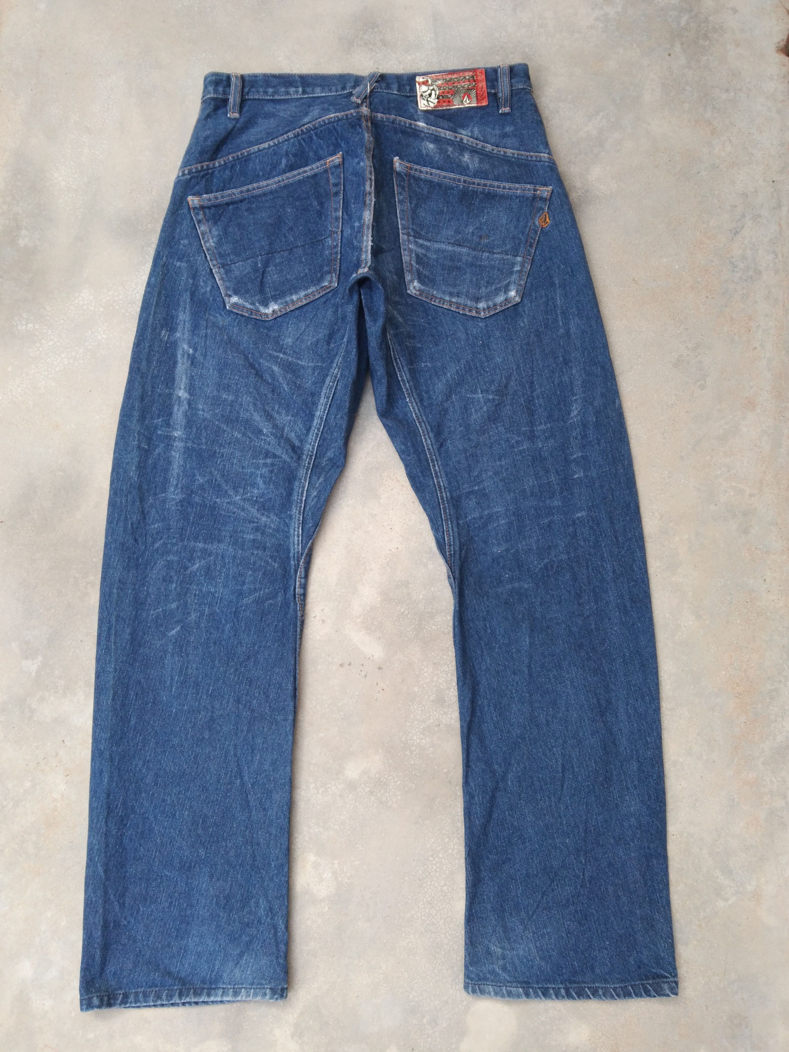 Vintage Vintage Volcom Jeans 33x32 | Grailed