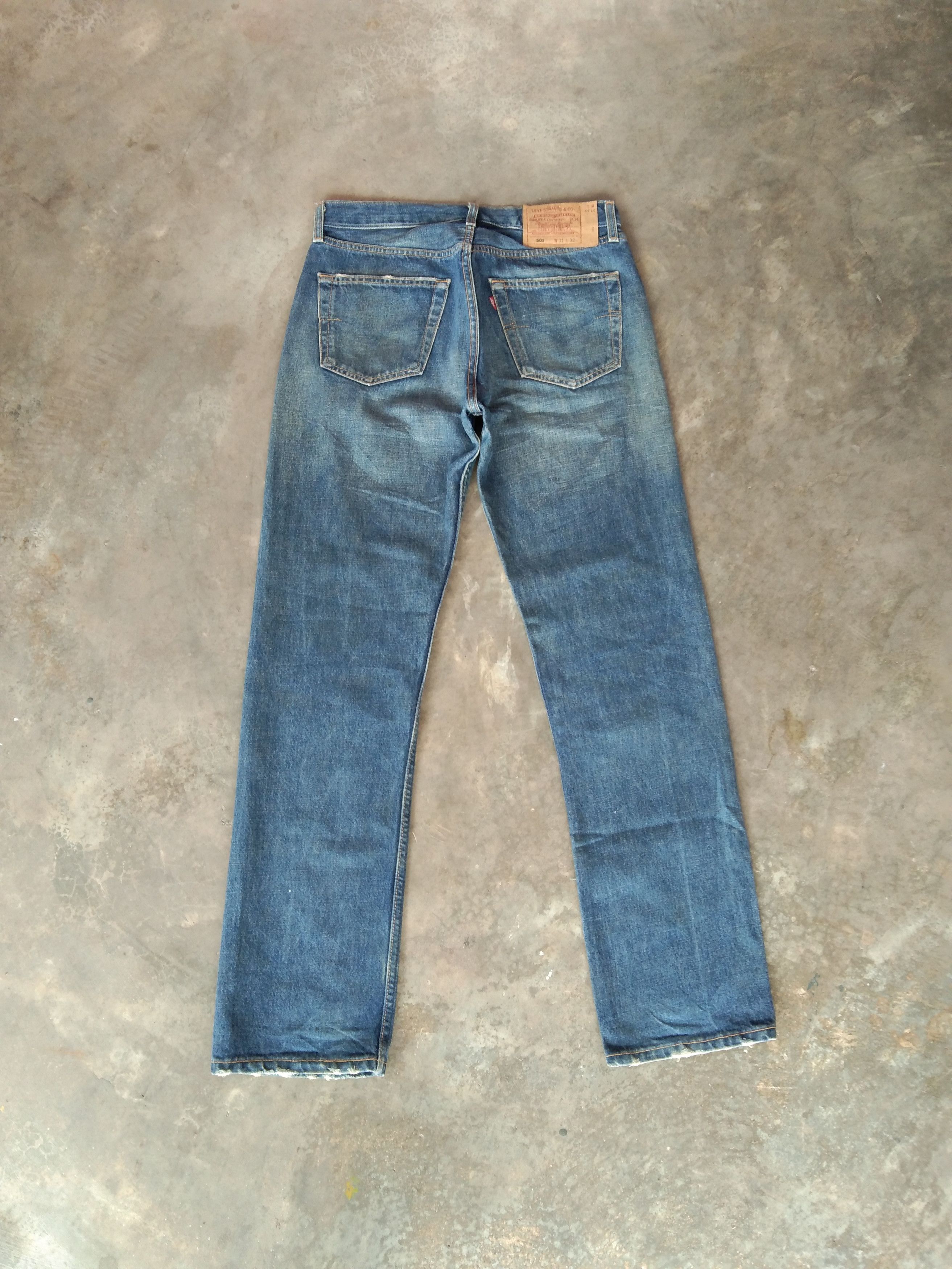 Levi's × Streetwear × Vintage 90s Vintage Levi's 501 Made In USA Distressed Jeans 31x32 | Grailed