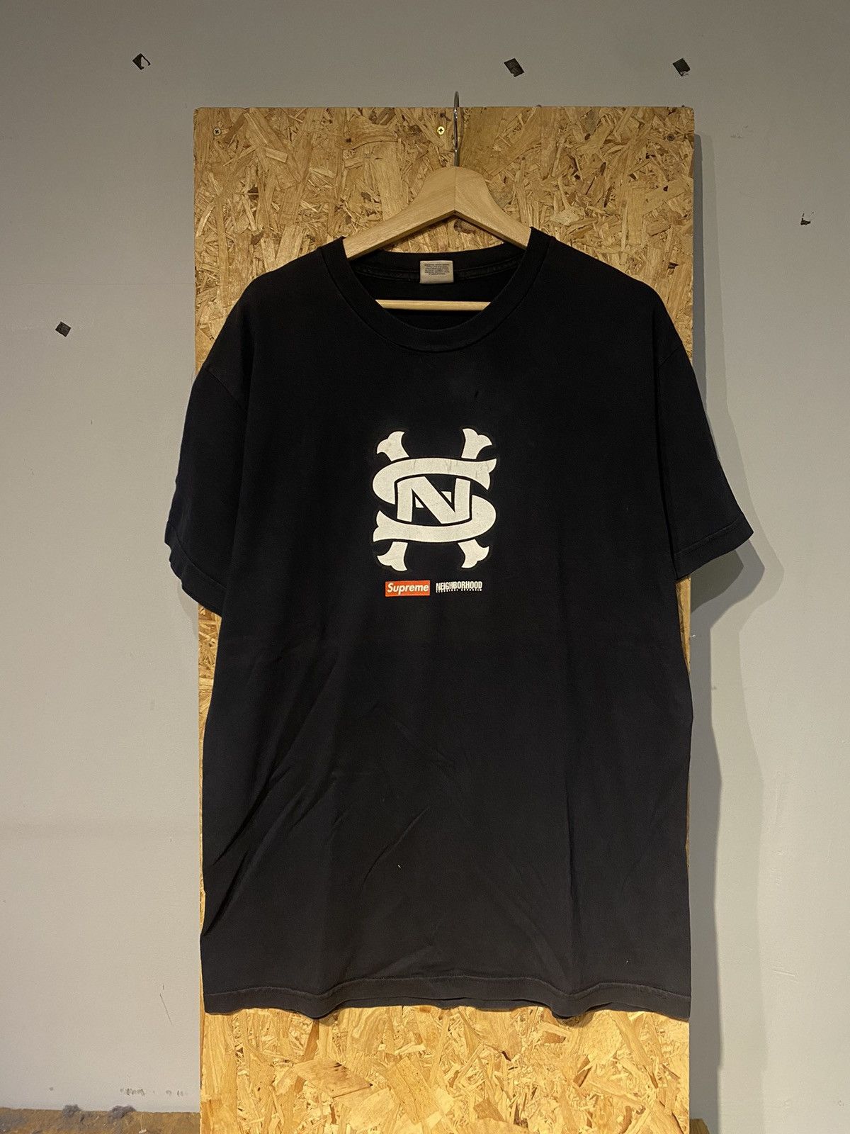 Supreme VINTAGE SUPREME NEIGHBORHOOD TSHIRT | Grailed